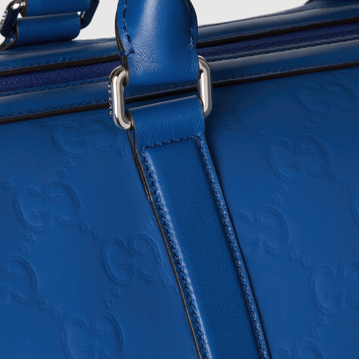 Gucci Edge medium duffle bag in bright blue GG matte fabric | GUCCI® UK