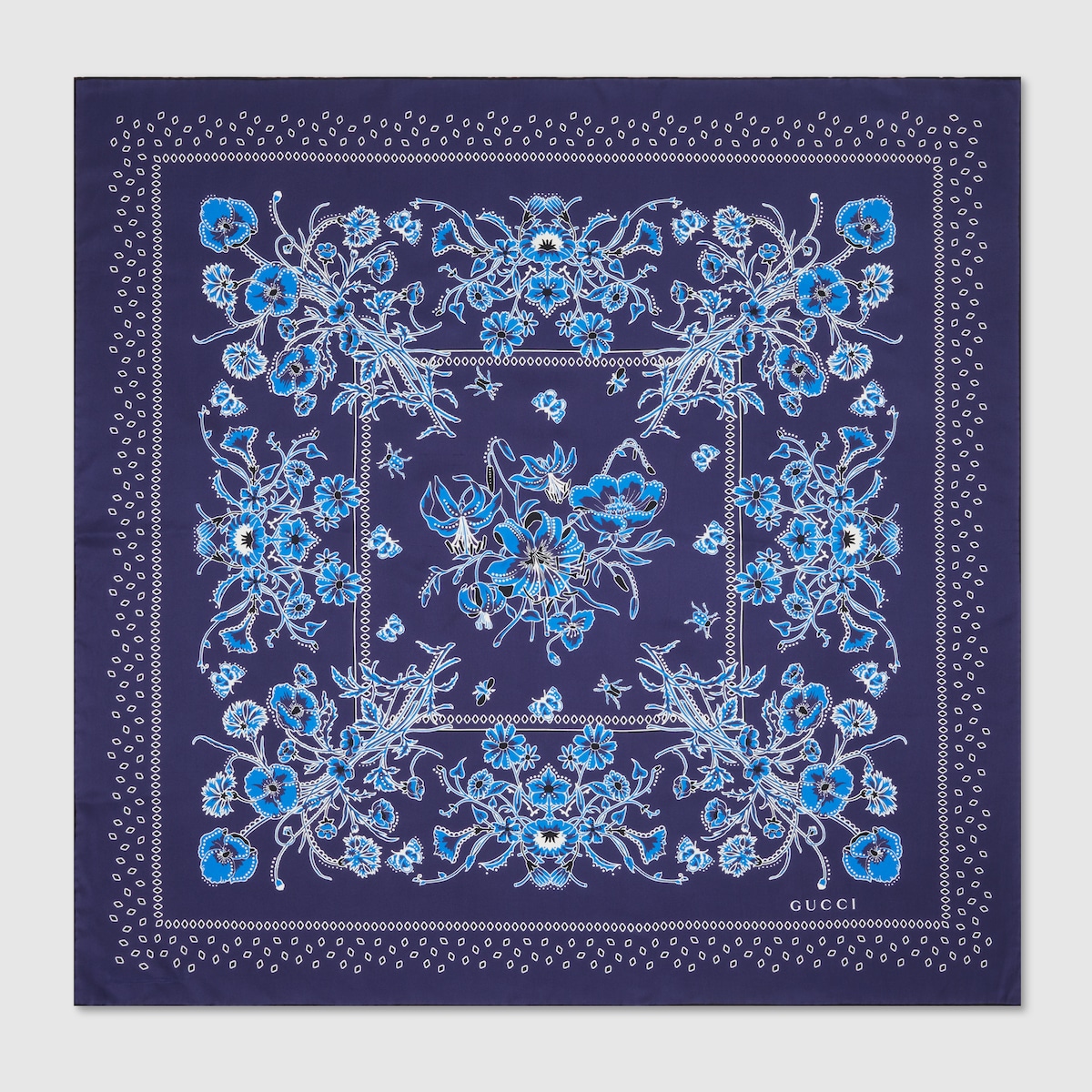 Printed cotton pocket square in purple | GUCCI® US