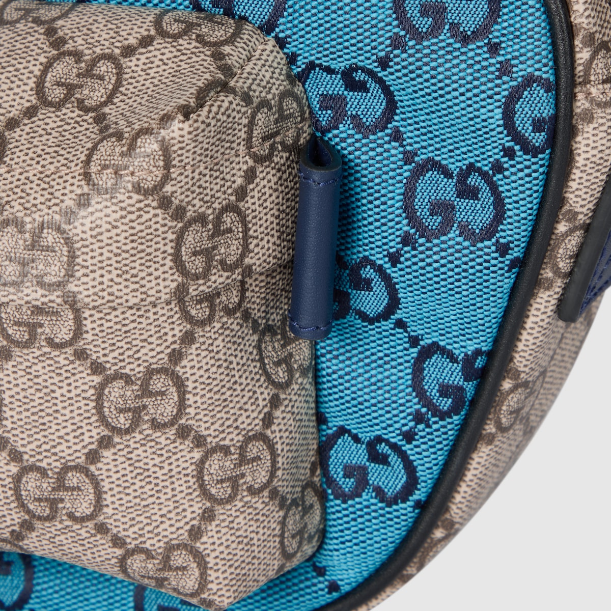 กระเป๋า Gucci Match medium GG crossbody bag inผ้าแคนวาส GG สีฟ้าอ่อน ...