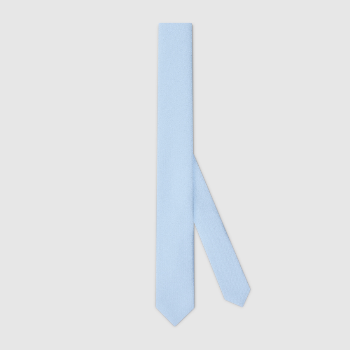 Crepe-effect silk blend tie in light blue | GUCCI® AE