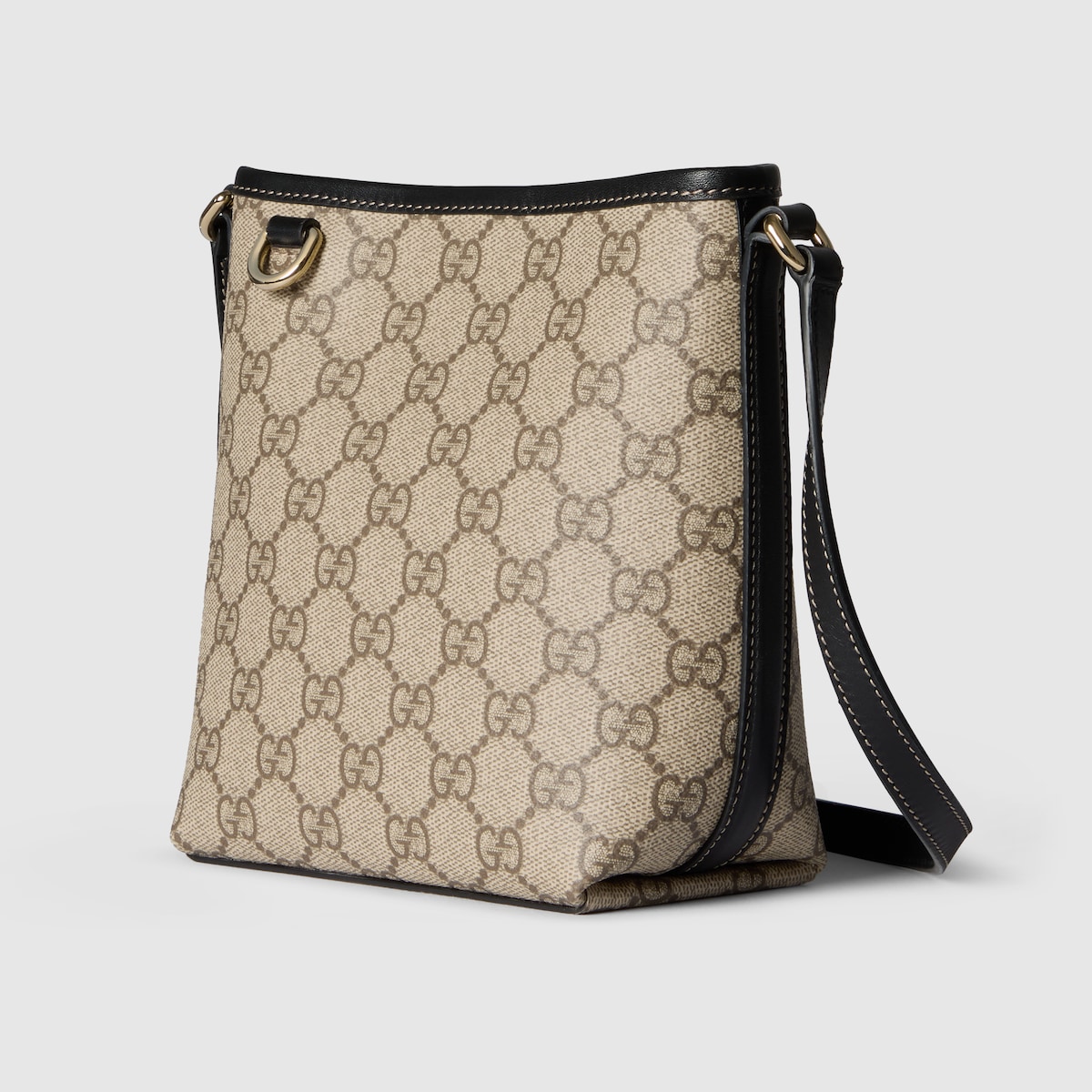 GG Emblem系列纤薄水桶包 in 米色和深棕色织物 | GUCCI® AE