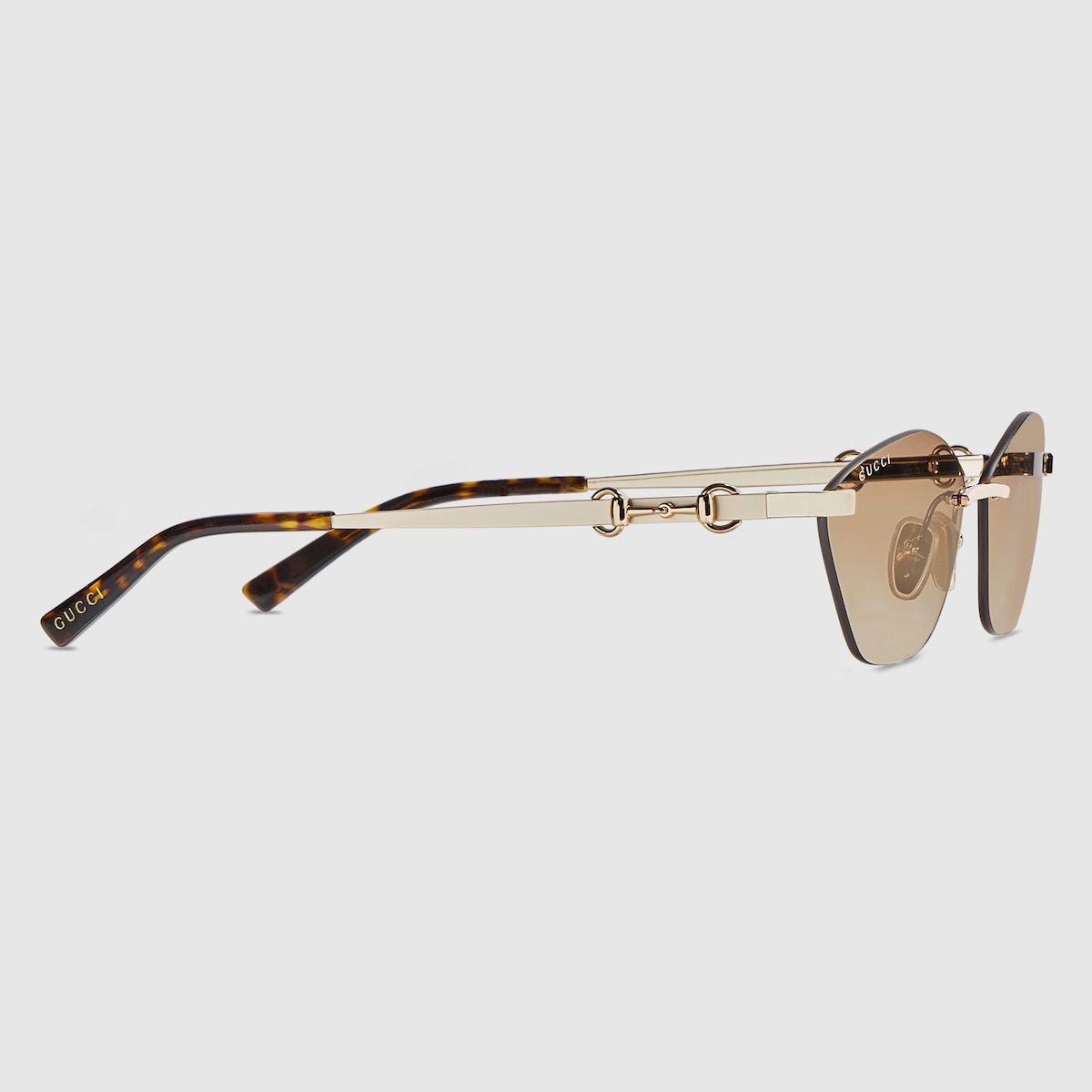 Cat eye frame sunglasses in gold-toned | GUCCI® AE