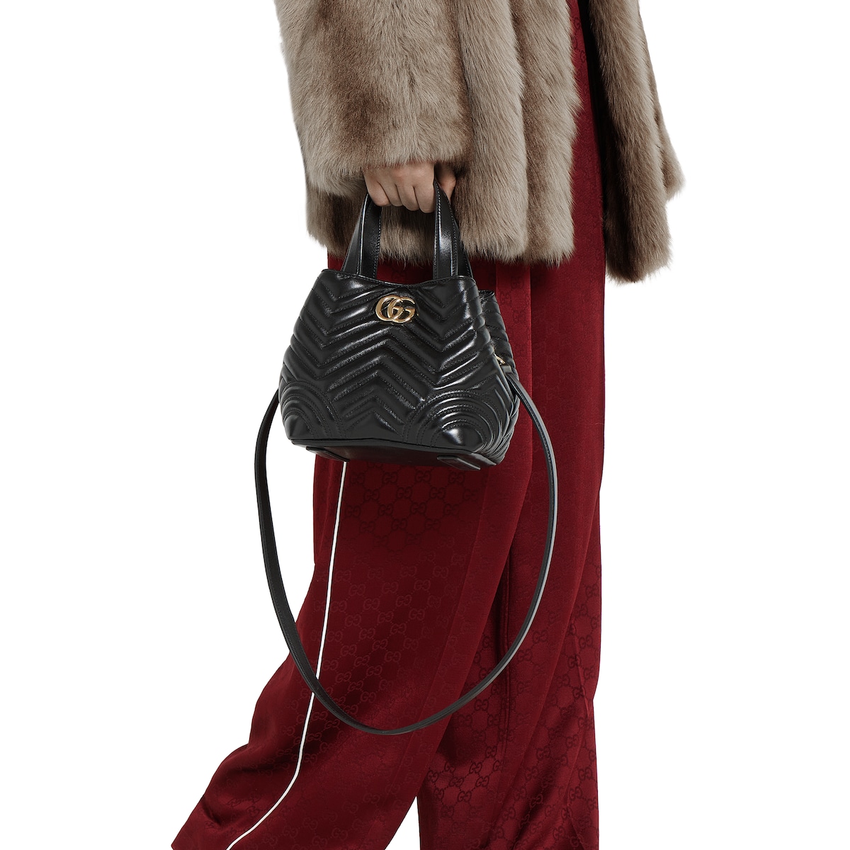 Minibolso tote Gucci Betty en piel negra | GUCCI® ES