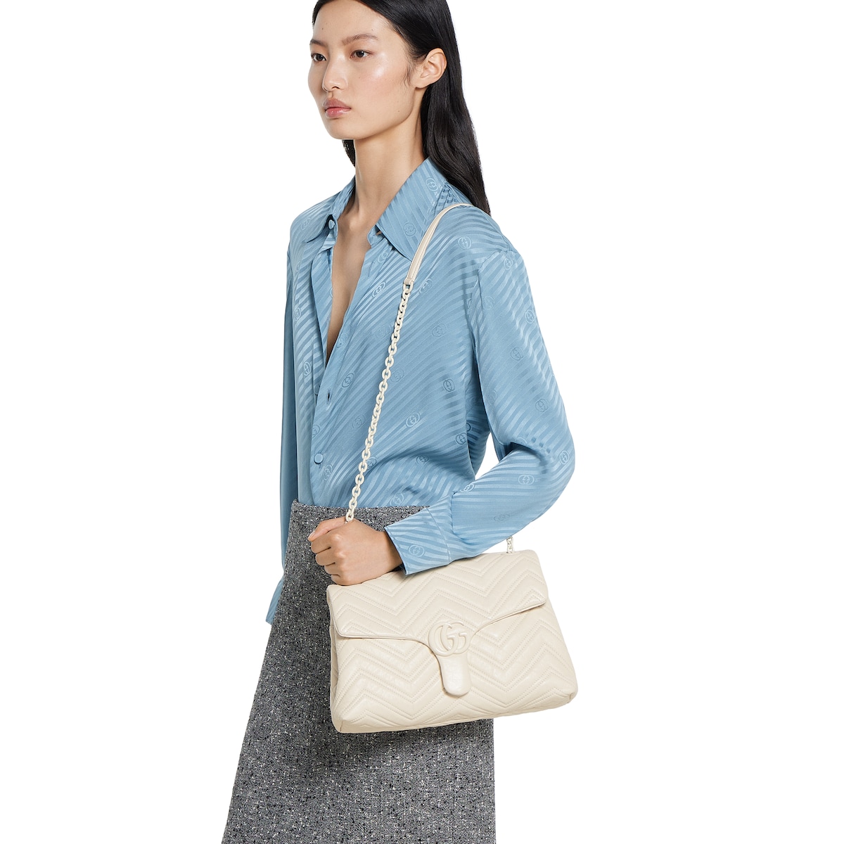 GG Marmont medium shoulder bag in ivory leather | GUCCI® HU