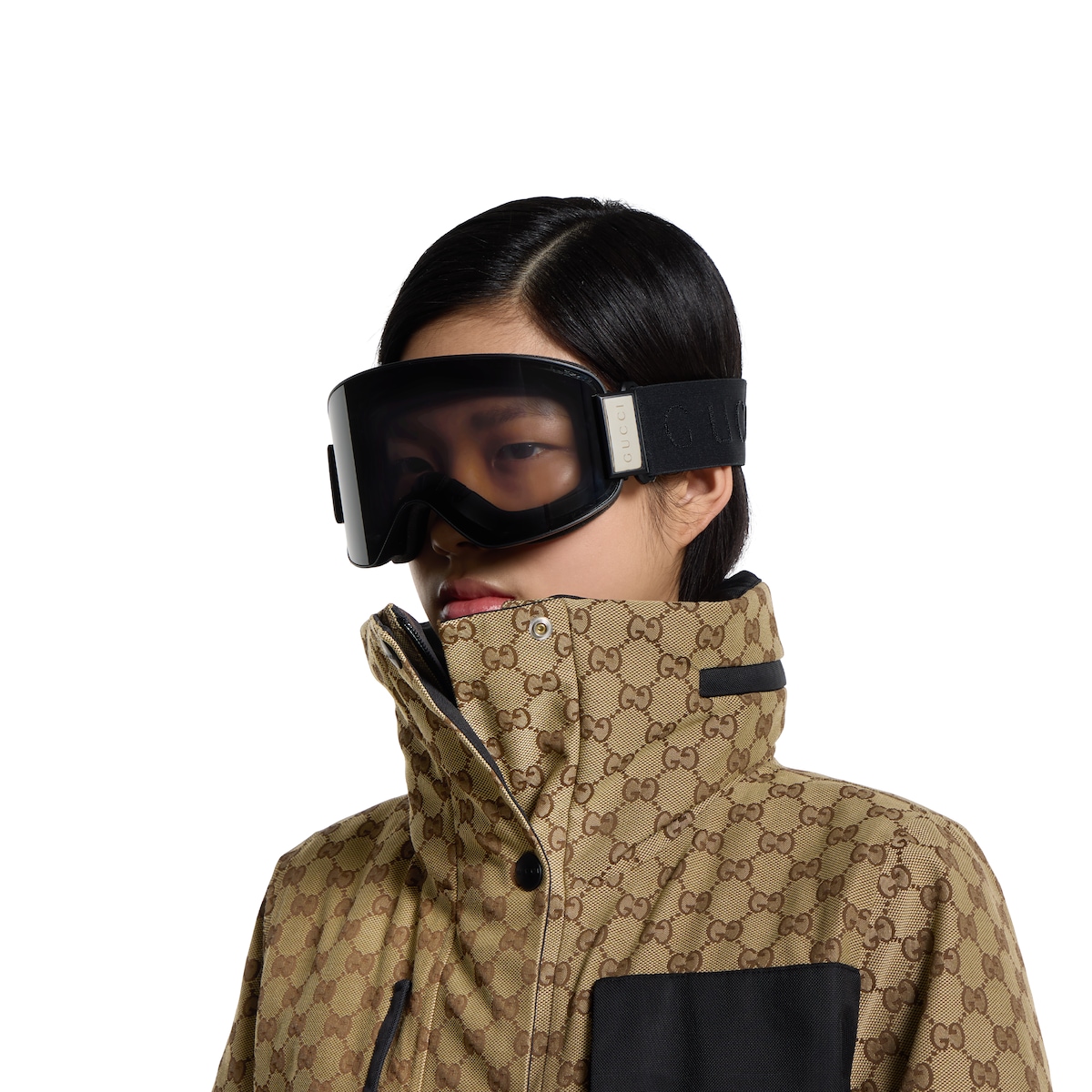 Mask-shaped sunglasses in black | GUCCI® US