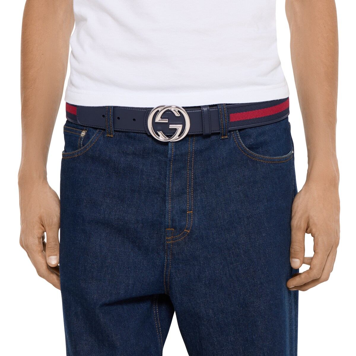 Reversible belt with Interlocking G buckle in blue and red | GUCCI® SG