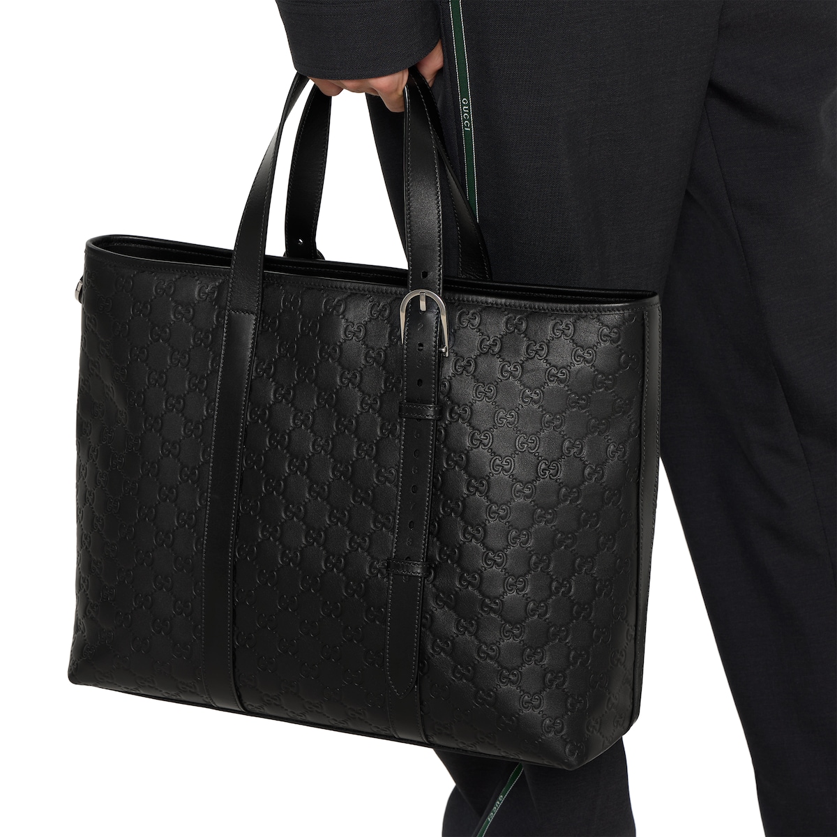 GG Emblem large tote bag in black GG leather | GUCCI® NZ