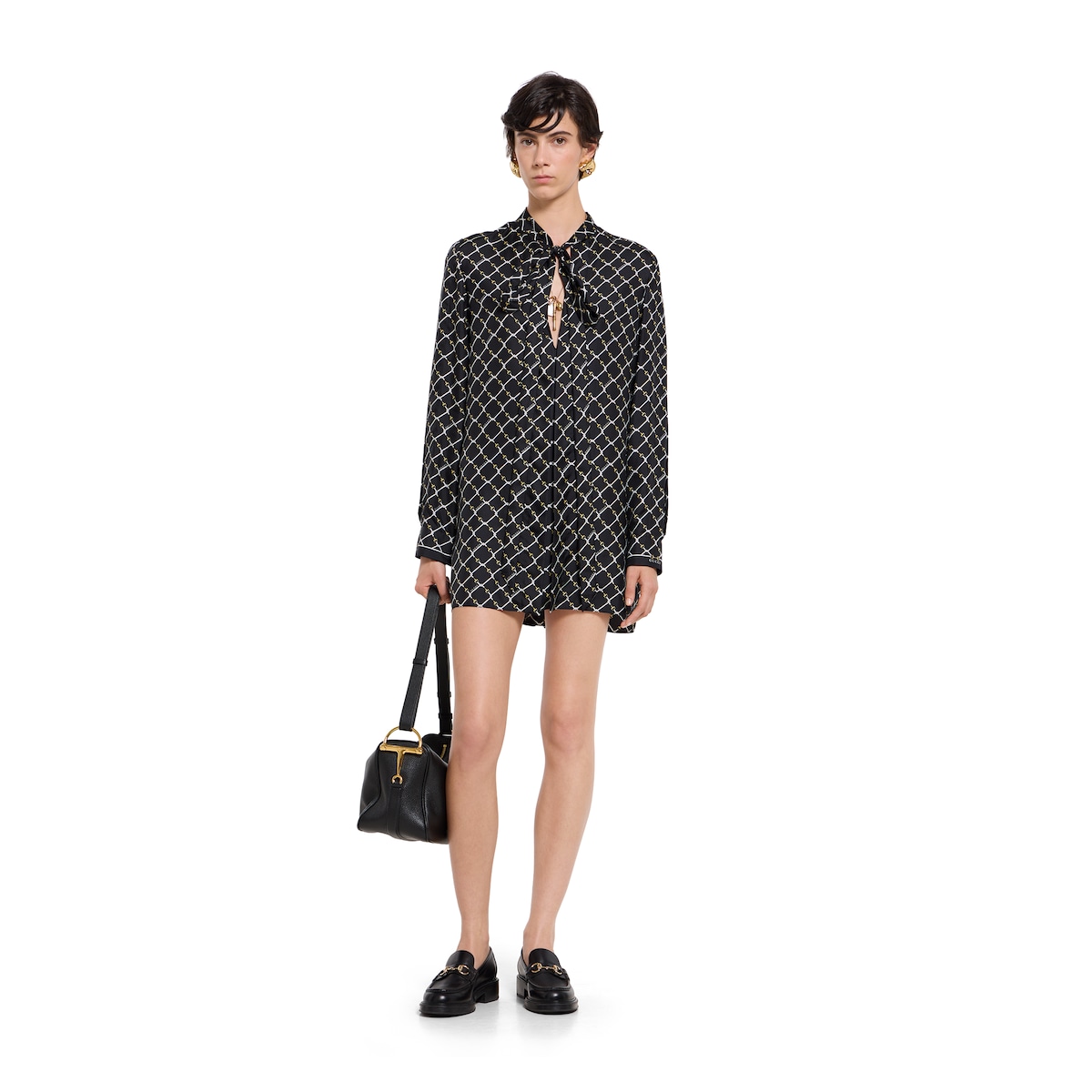 Vestido con diseño de capa estampado de seda en negro | GUCCI® MX