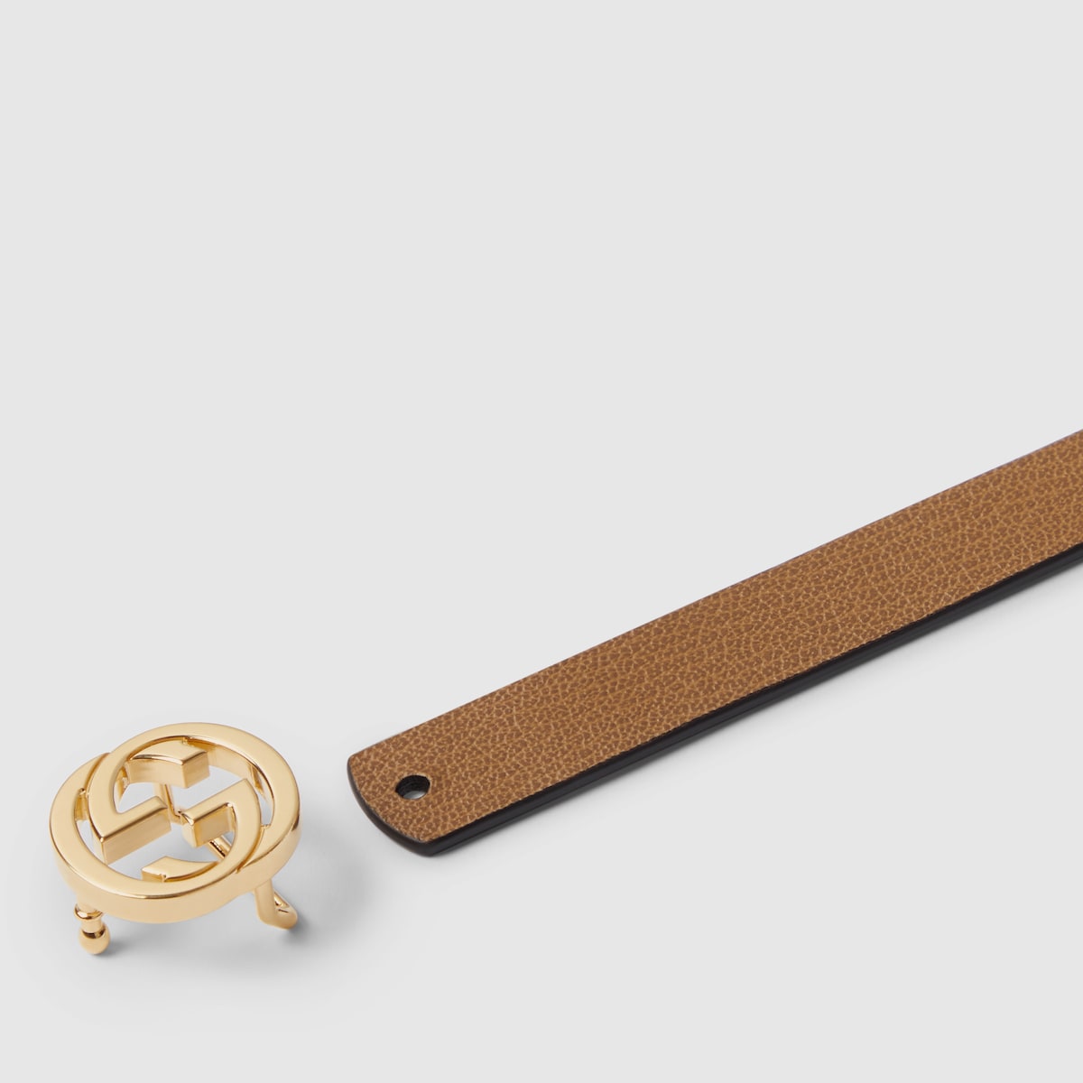 Ceinture fine réversible en cuir blanc et beige | GUCCI® FR