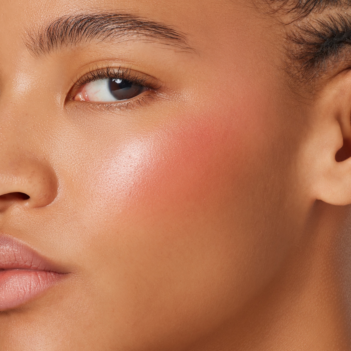 03, Gucci Glow Blush in 03 'Warm Peach' | GUCCI® NZ