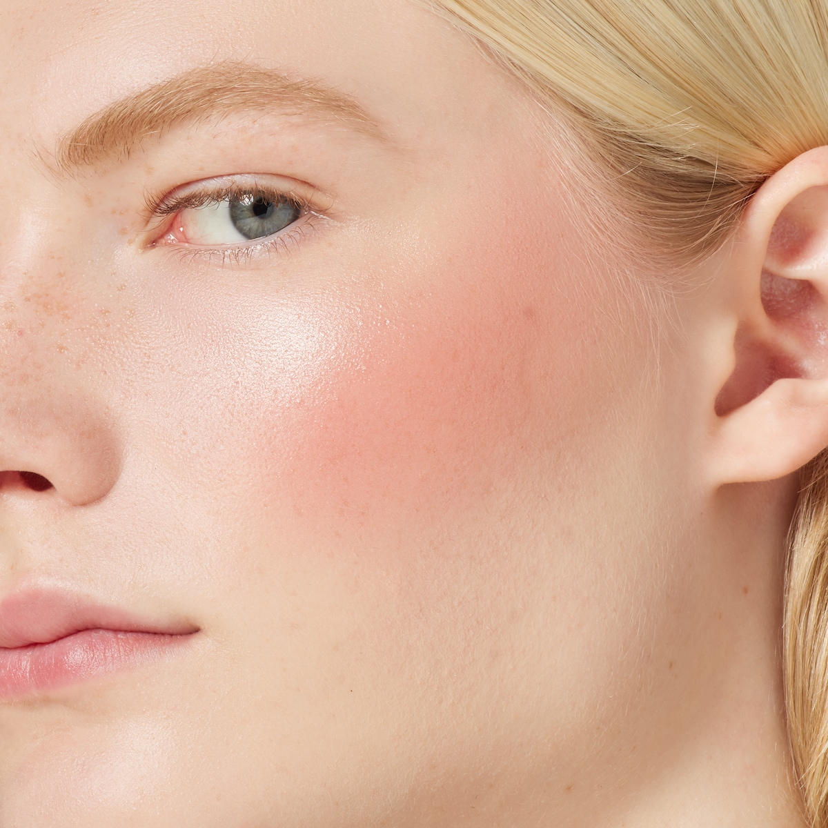 03, Gucci Glow Blush in 03 'Warm Peach' | GUCCI® NZ