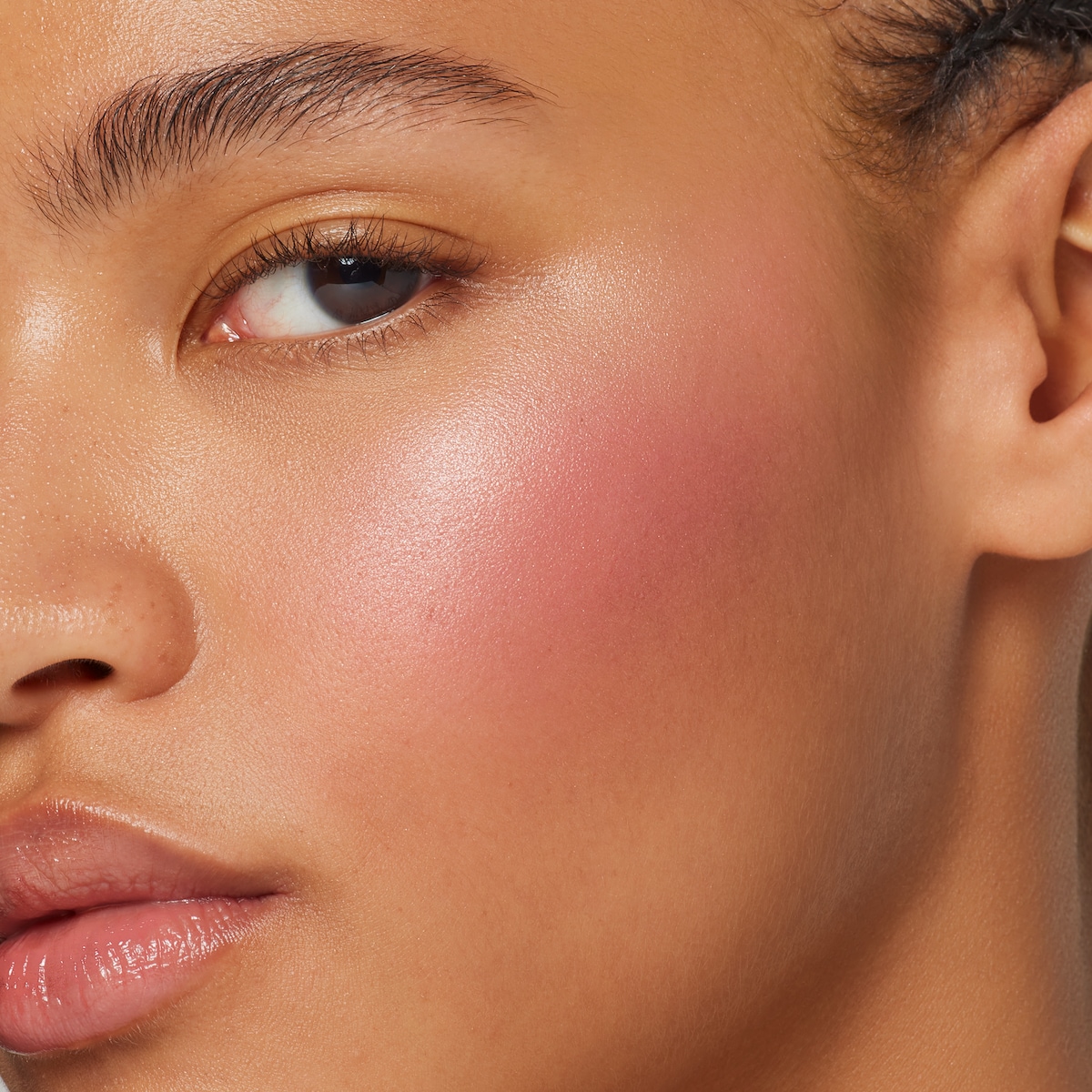 04, Gucci Glow Blush in 04 'Bright Pink' | GUCCI® NZ