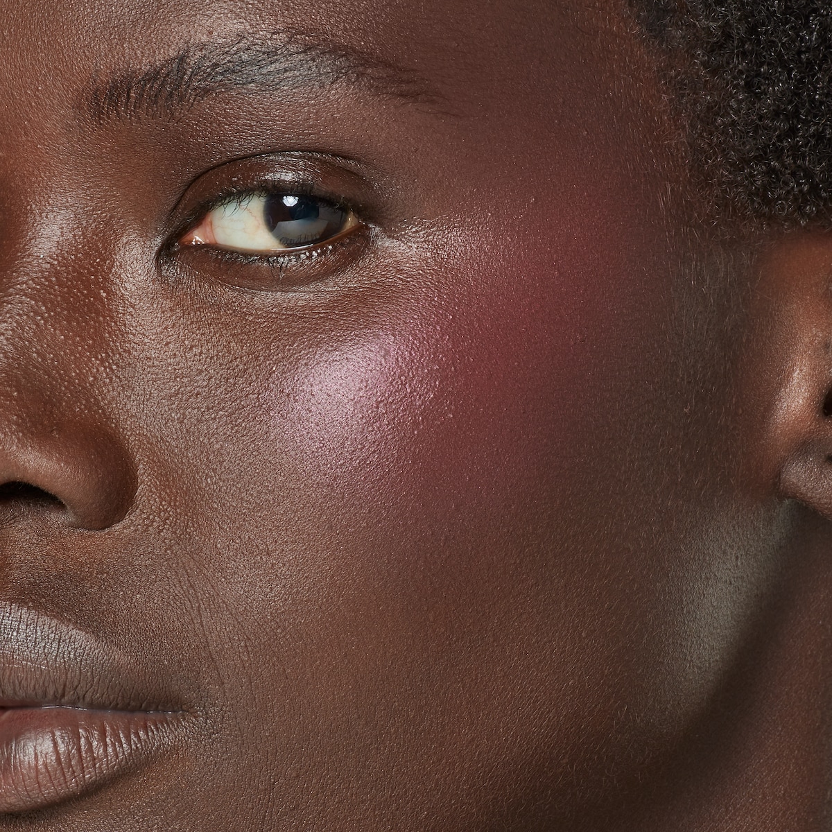 06, Gucci Glow Blush in 06 'Bright Ruby' | GUCCI® NZ