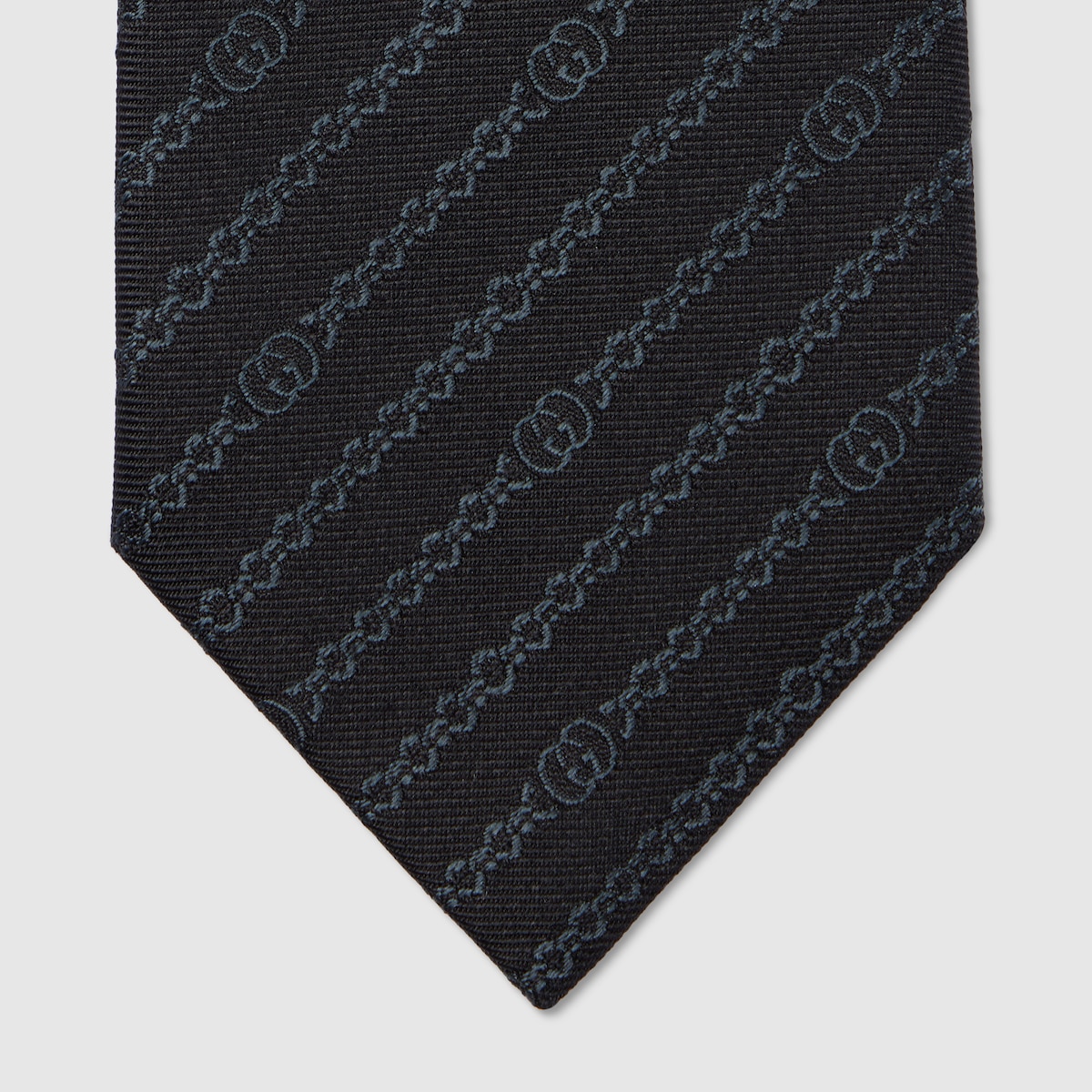 Interlocking G chain silk tie in black | GUCCI® SE