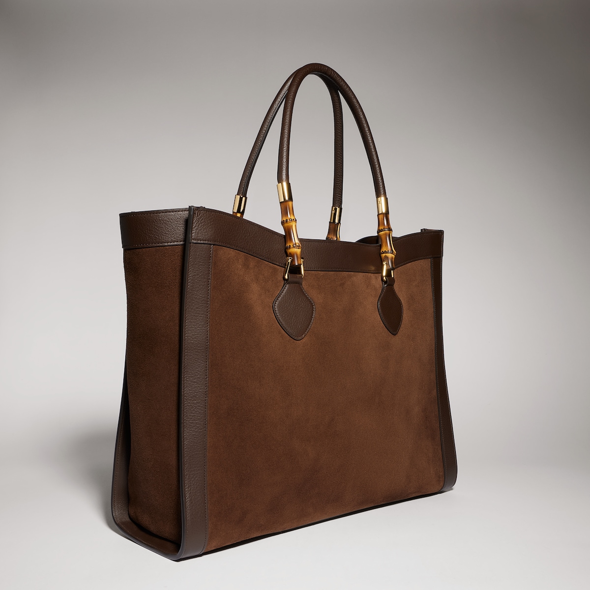 Bamboo Tote large bag in brown suede | GUCCI® UK