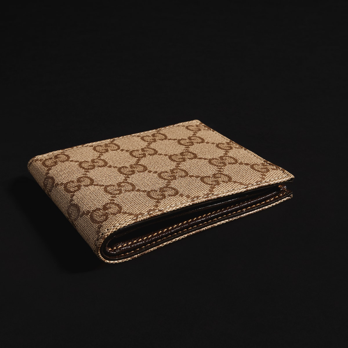 Cartera plegable Gucci Essence Classic en canvas GG arena y café ...