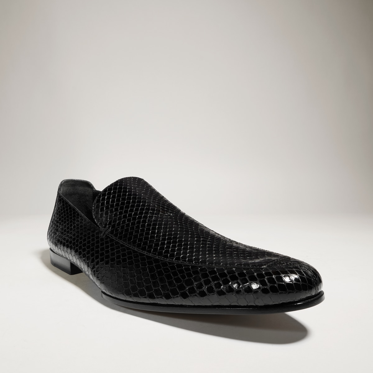 Men's Giacomo python loafer in black | GUCCI® QA