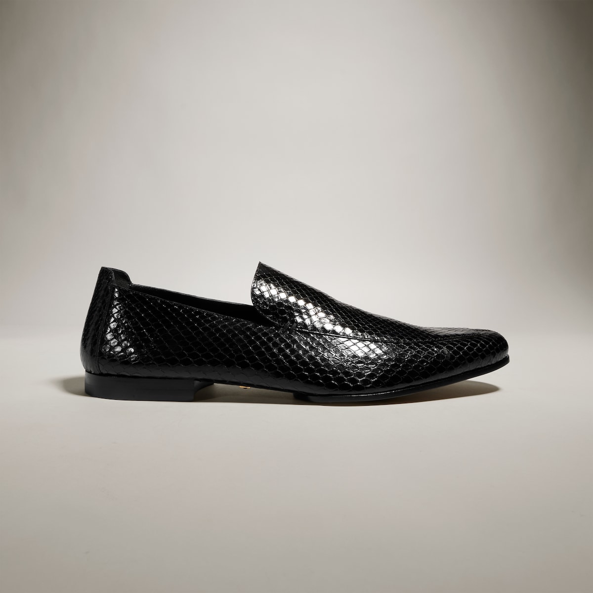 Men's Giacomo python loafer in black | GUCCI® SA