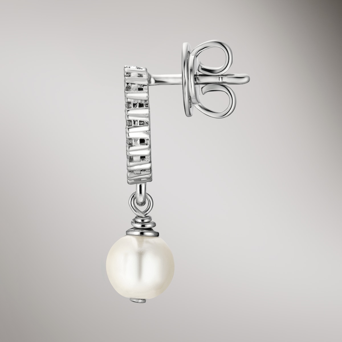 Crystal and pearl earrings in palladium-toned brass | GUCCI® UK