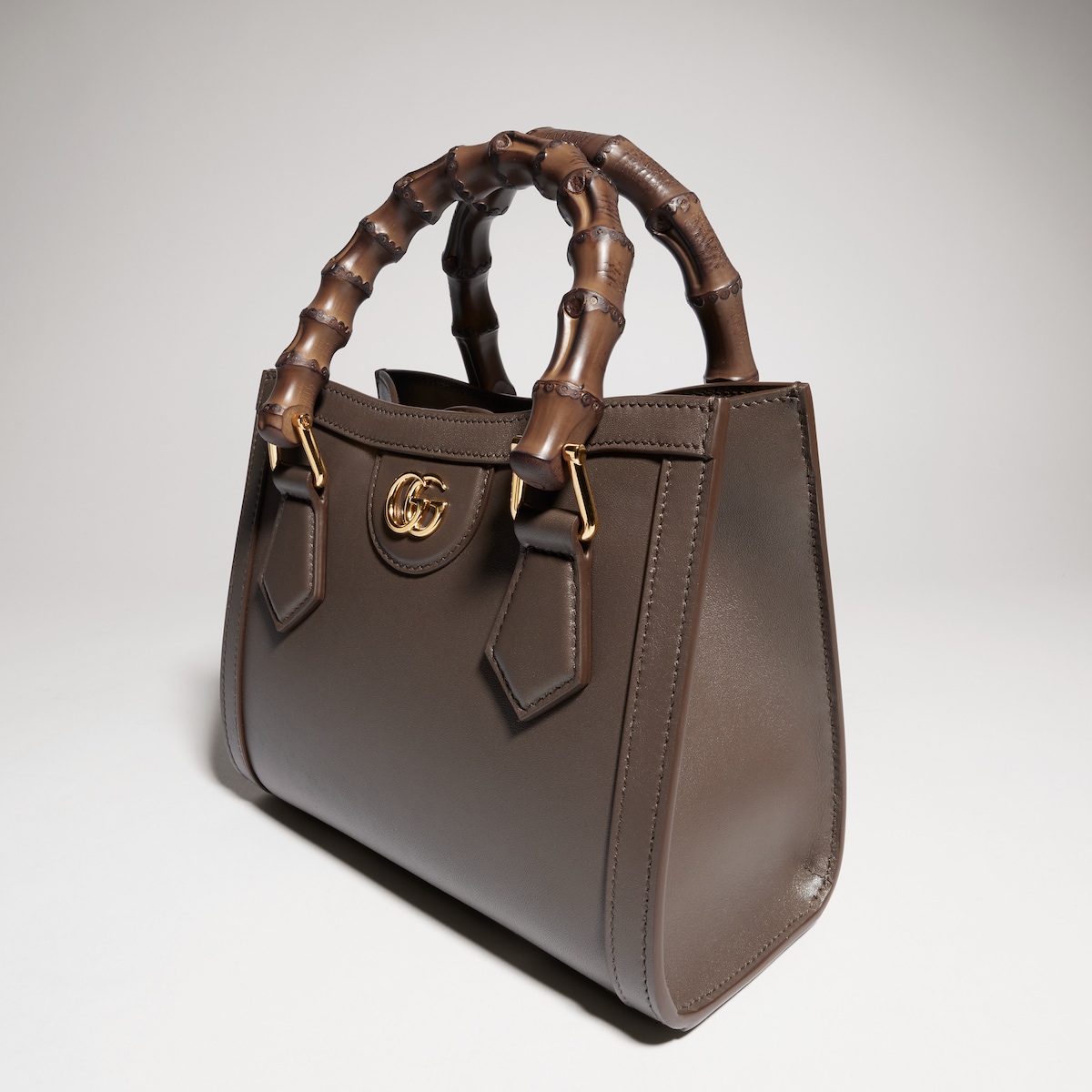 Gucci Diana small tote bag in dark taupe leather | GUCCI® NZ