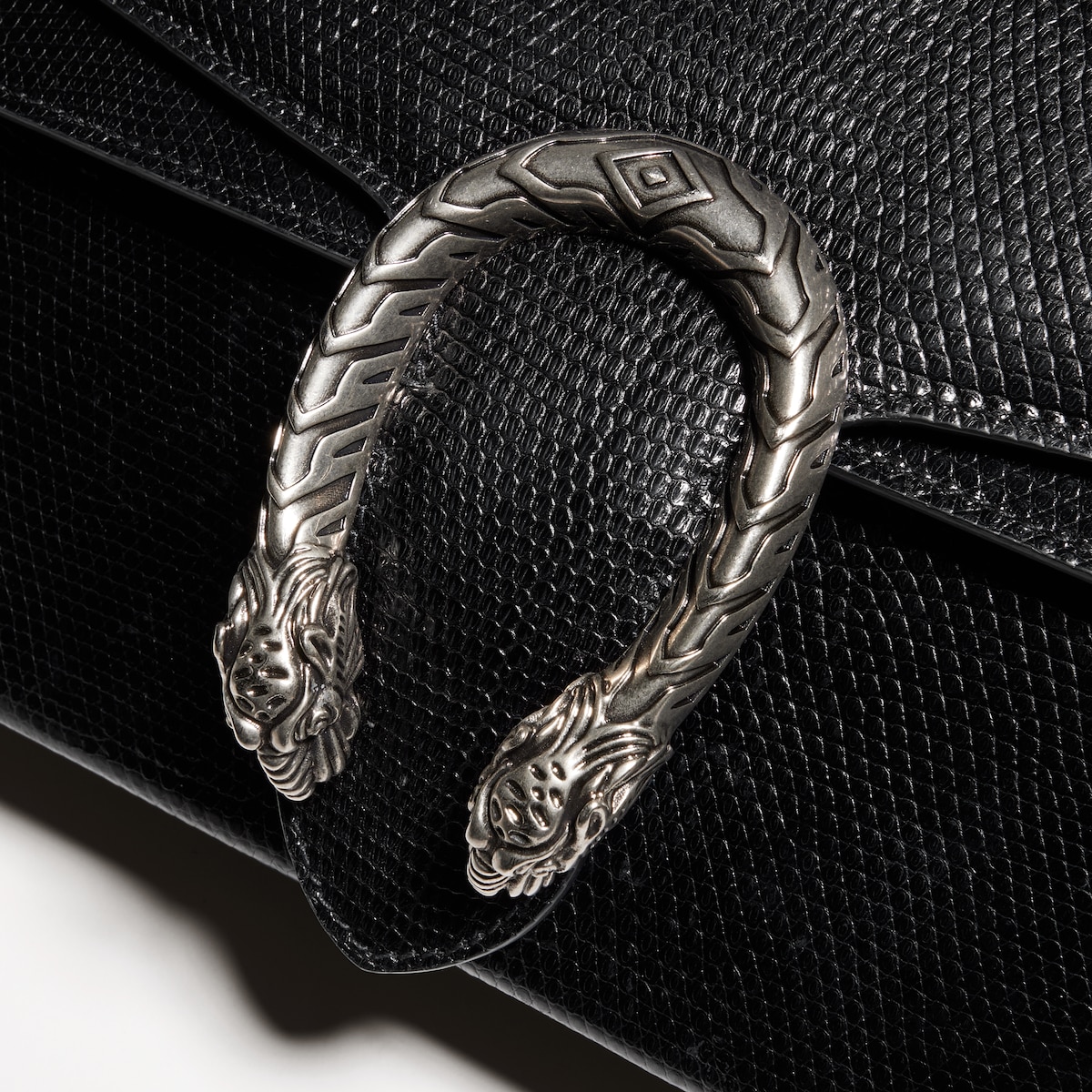 Dionysus lizard medium shoulder bag in black | GUCCI® SA
