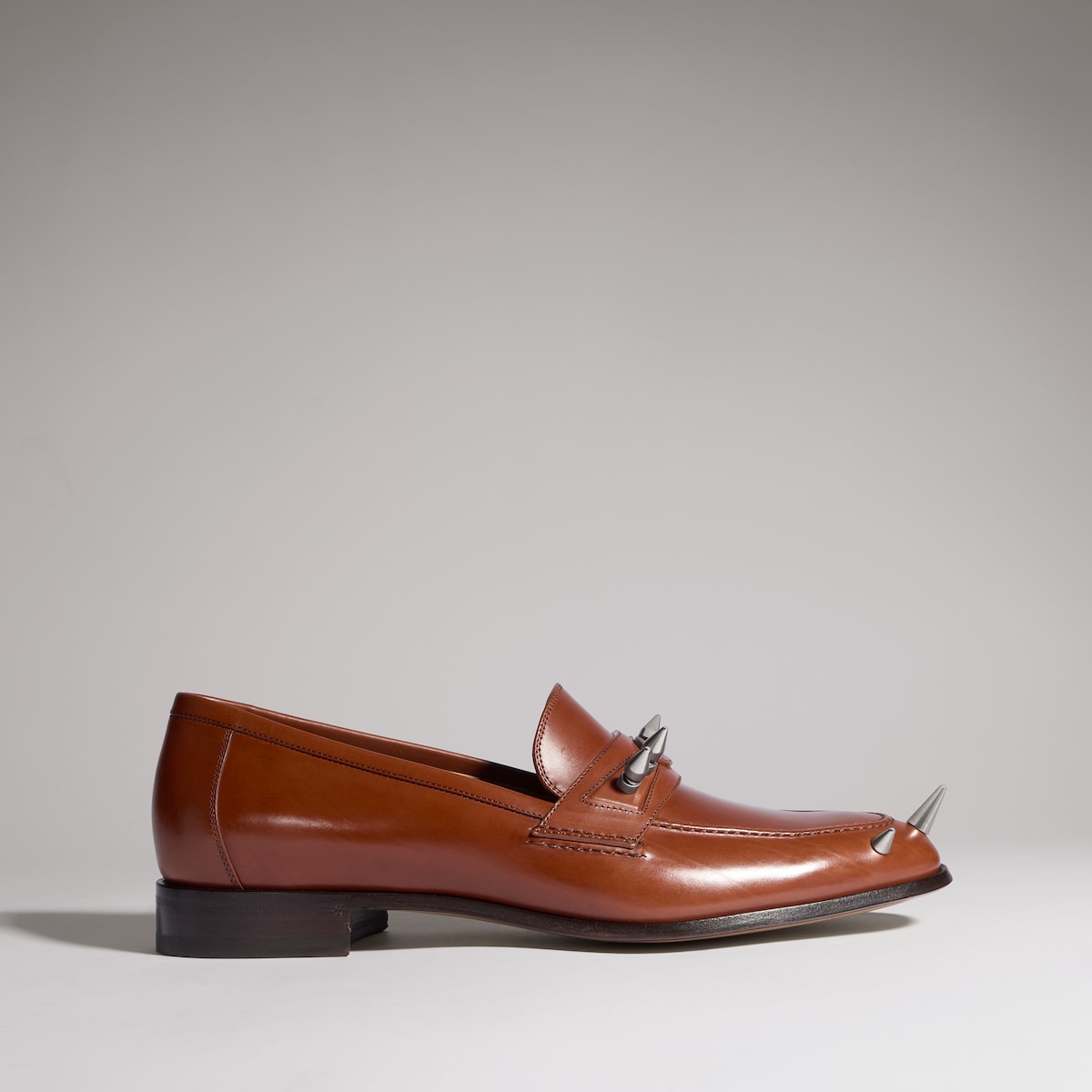 Men's studded loafer in brown leather | GUCCI® SI