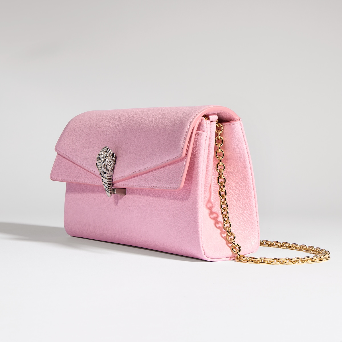 Dionysus small shoulder bag in light pink leather | GUCCI® UK