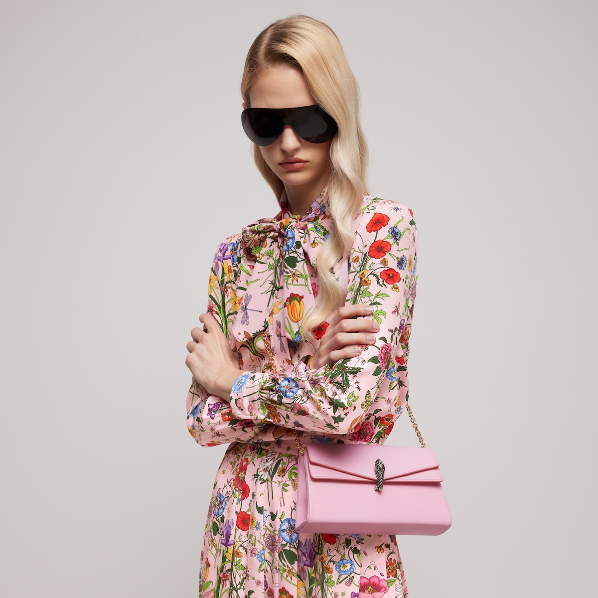 Dionysus small shoulder bag in light pink leather | GUCCI® UK