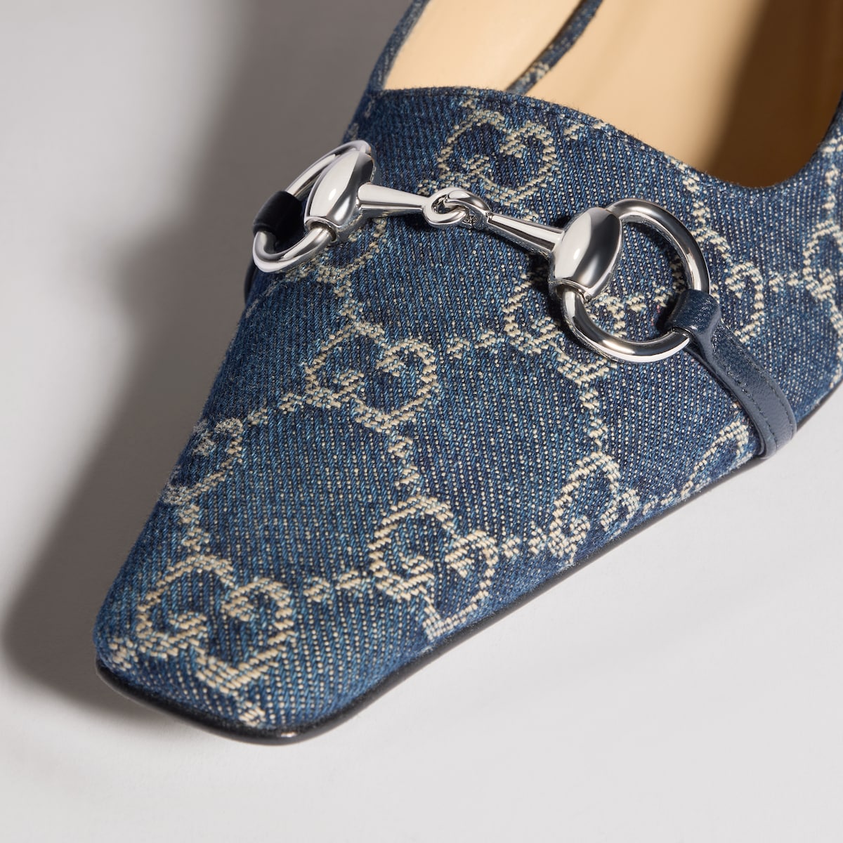 Women's Vittoria pump in dark blue GG denim | GUCCI® NO