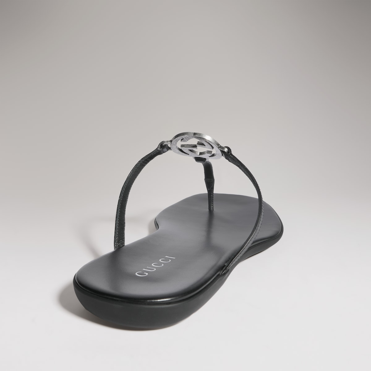 Men's thong sandal in black leather | GUCCI® US