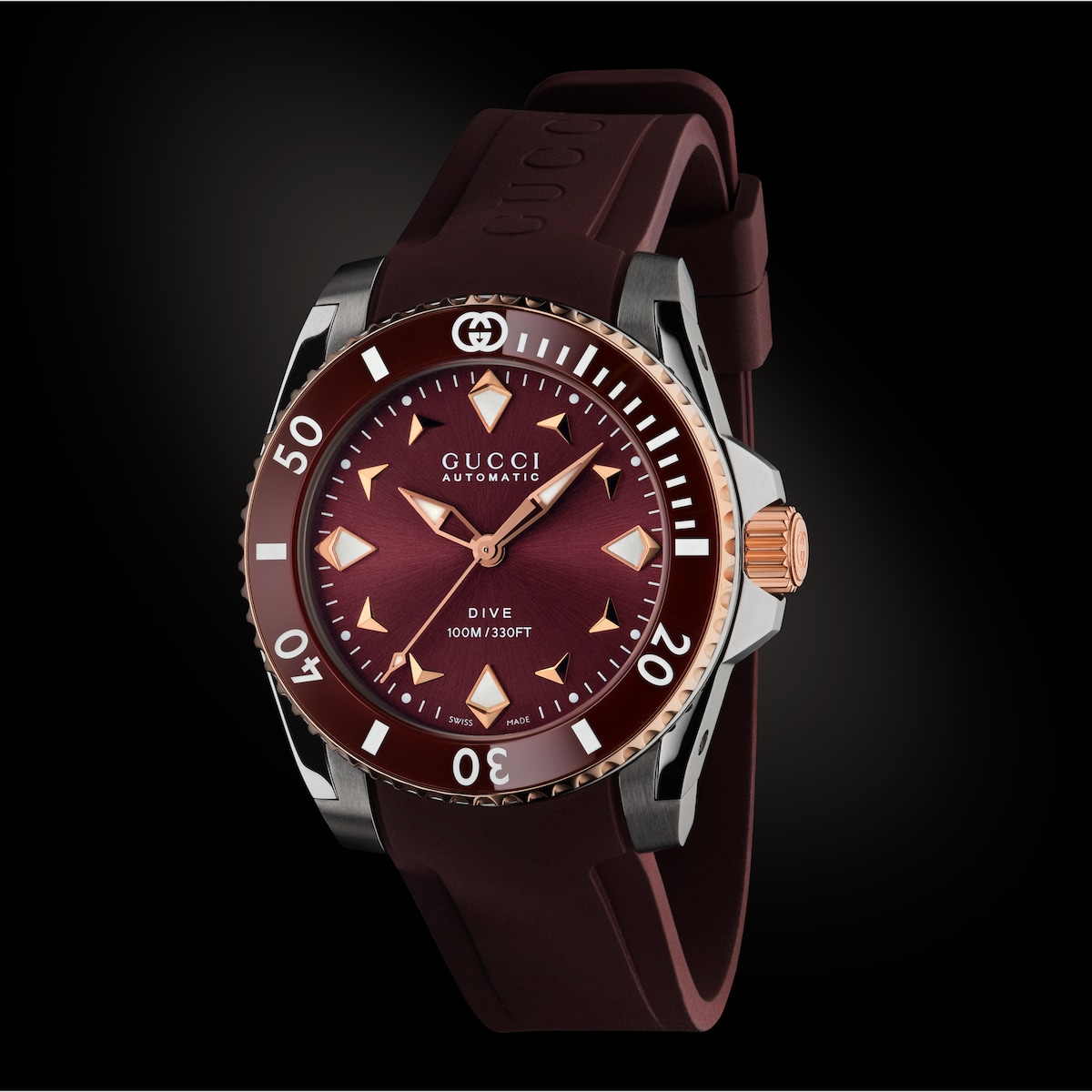 Gucci Dive watch, 36mm in burgundy rubber | GUCCI® UK