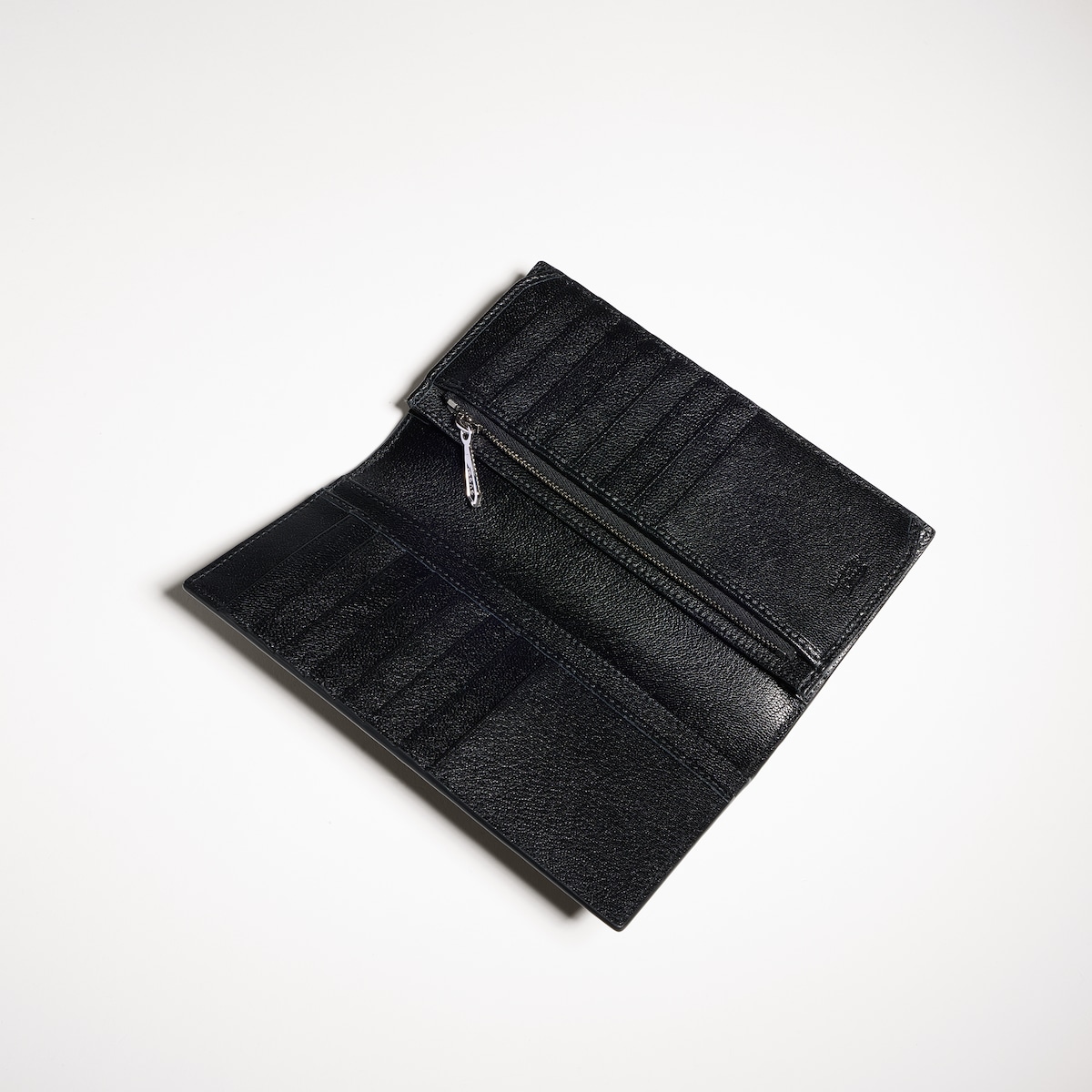 Lira long wallet in black leather | GUCCI® UK