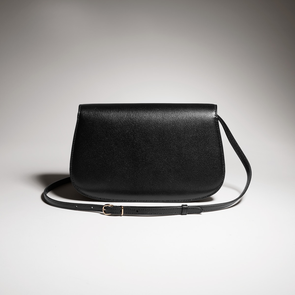 Small shoulder bag with bamboo in black leather | GUCCI® AE