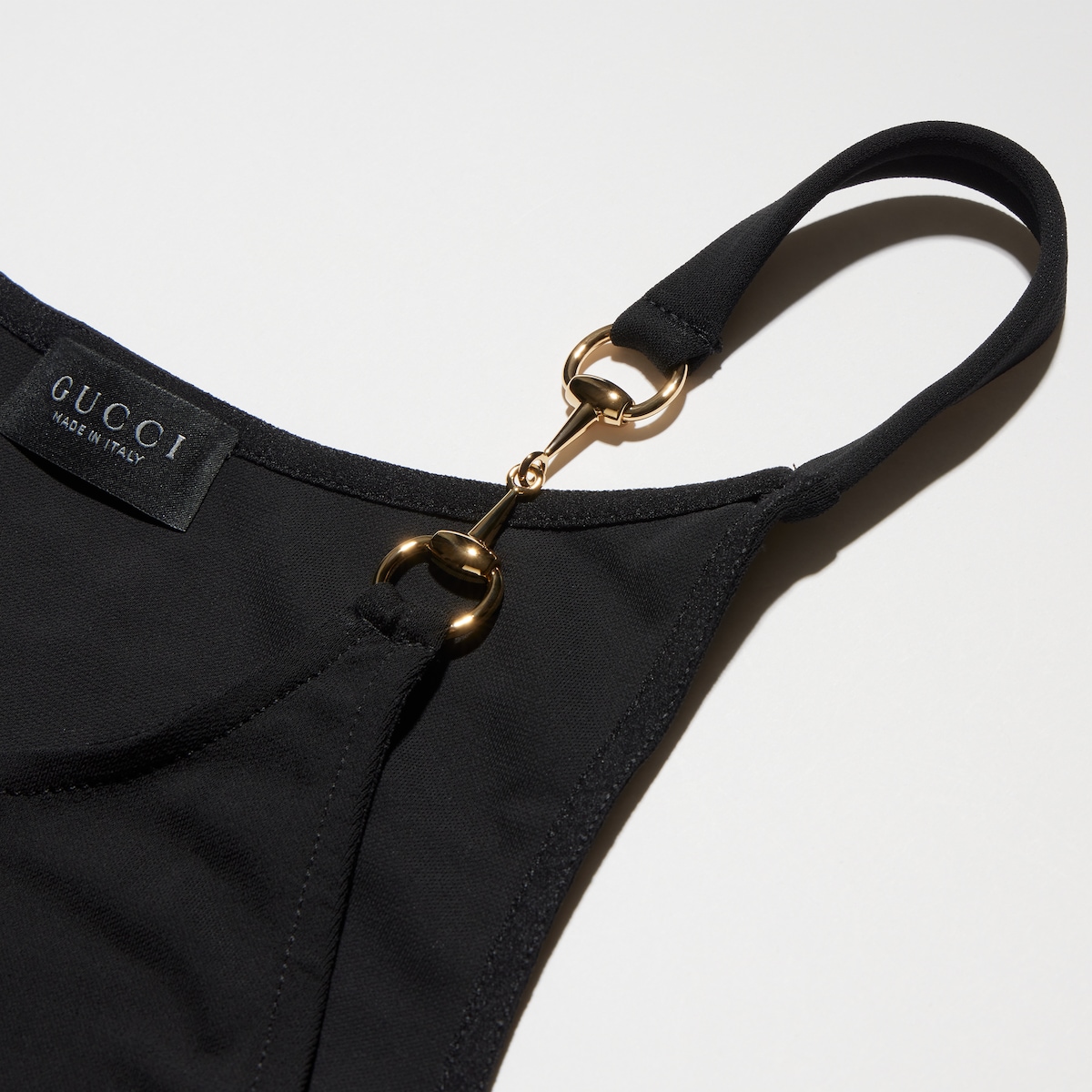 Abito in jersey crêpe di viscosa con Morsetto in nero | GUCCI® IT