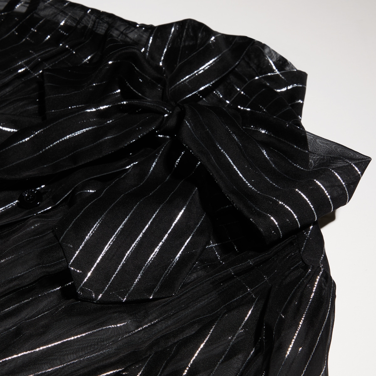 Pinstripe silk organza chemisier dress in black and silver | GUCCI® HU