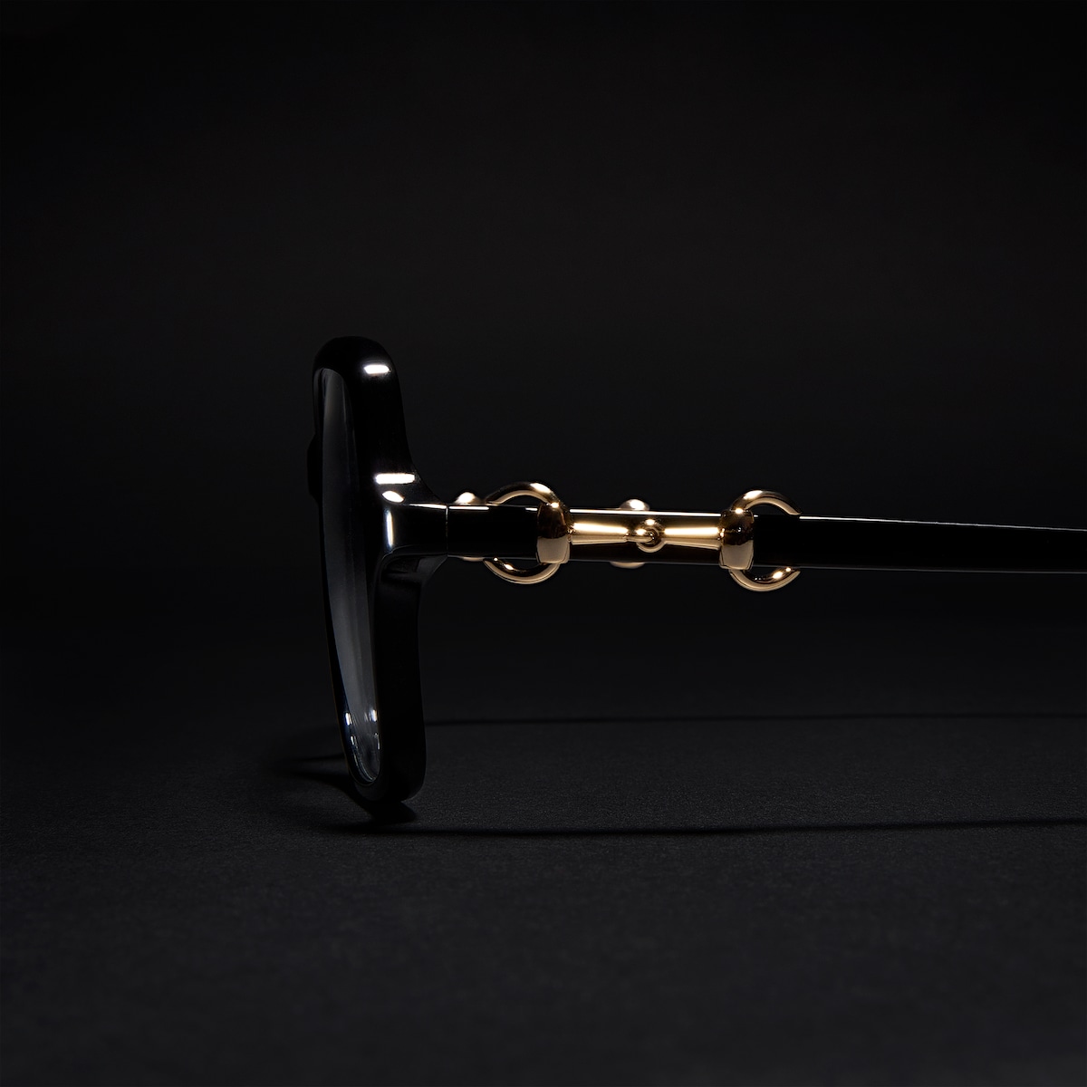 Butterfly optical frame in black | GUCCI® US