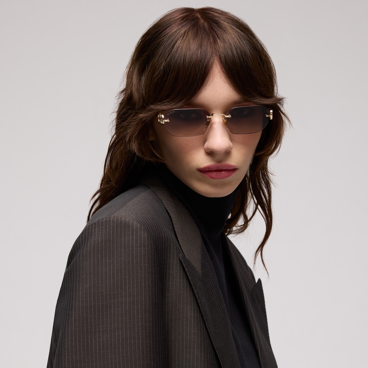 Rectangular-frame sunglasses in gold metal | GUCCI® NZ