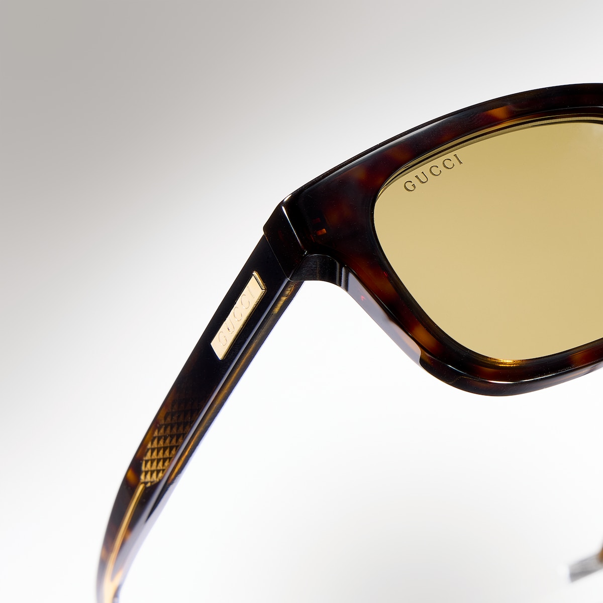 Rectangular-frame sunglasses in brown tortoiseshell | GUCCI® SA