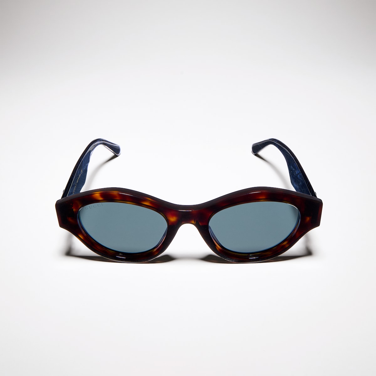Cat-eye frame sunglasses in brown tortoiseshell | GUCCI® UK