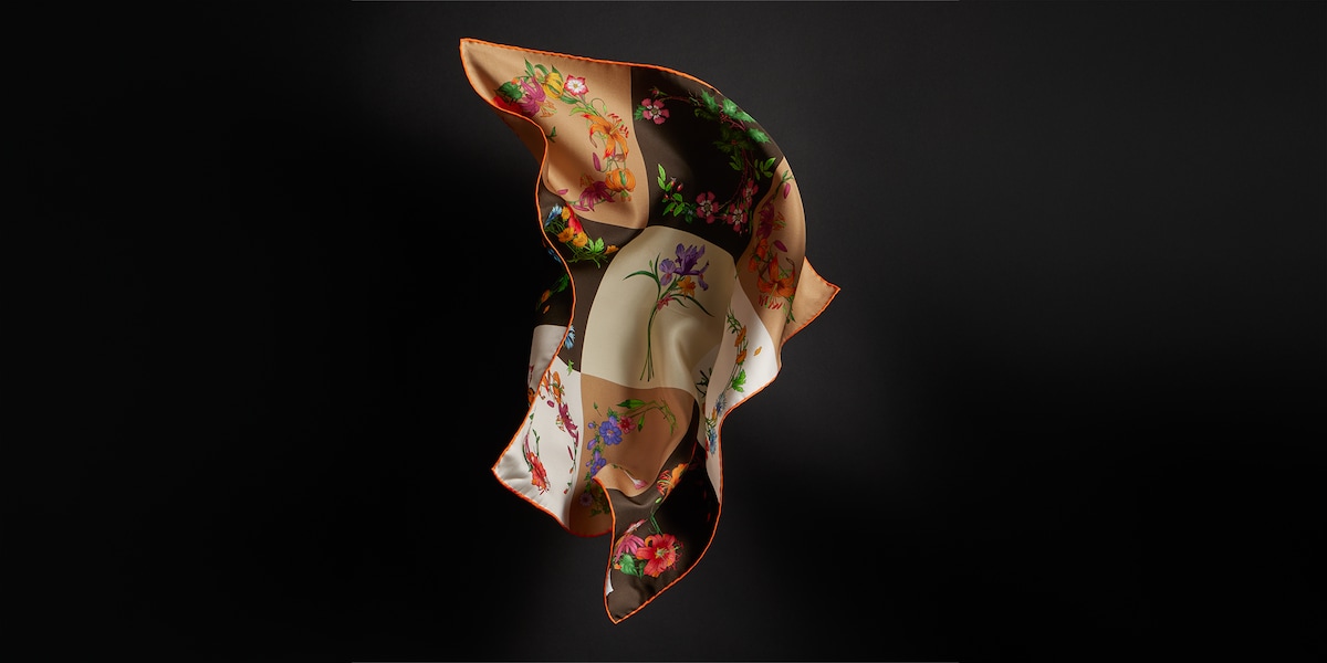 Printed silk twill bandana in multicolor | GUCCI® CA