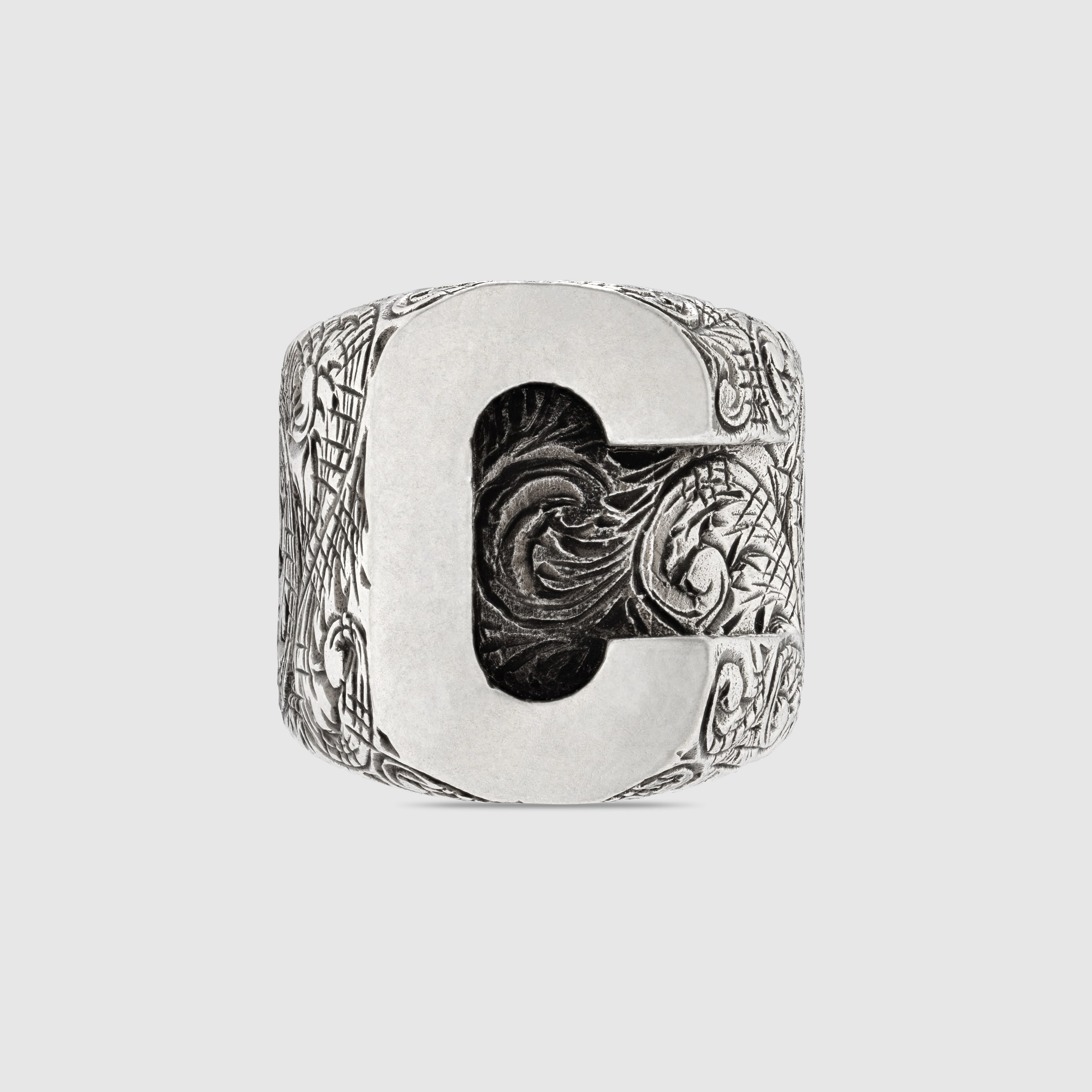 Anello Gucci con lettera in argento in argento 925 | GUCCI® Italia