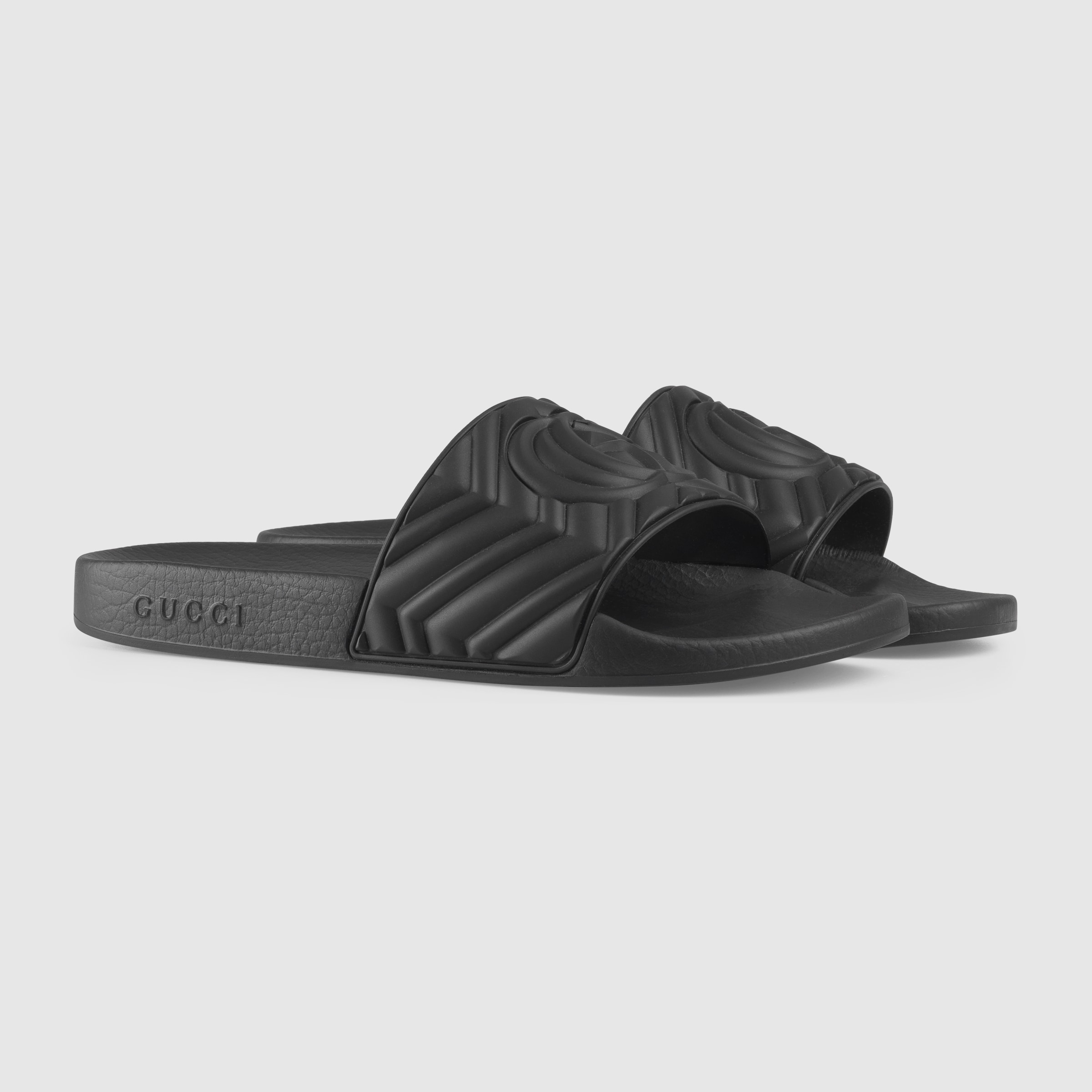 Sandale en caoutchouc matelassé pour homme en caoutchouc noir | GUCCI® FR