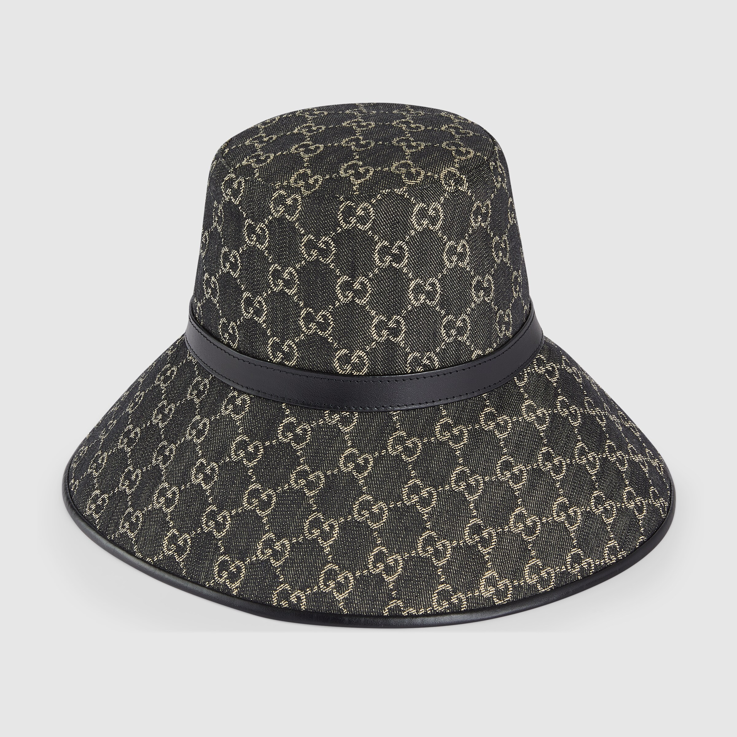 Chapeau à bord large en denim GG en noir et ivoire | GUCCI® FR