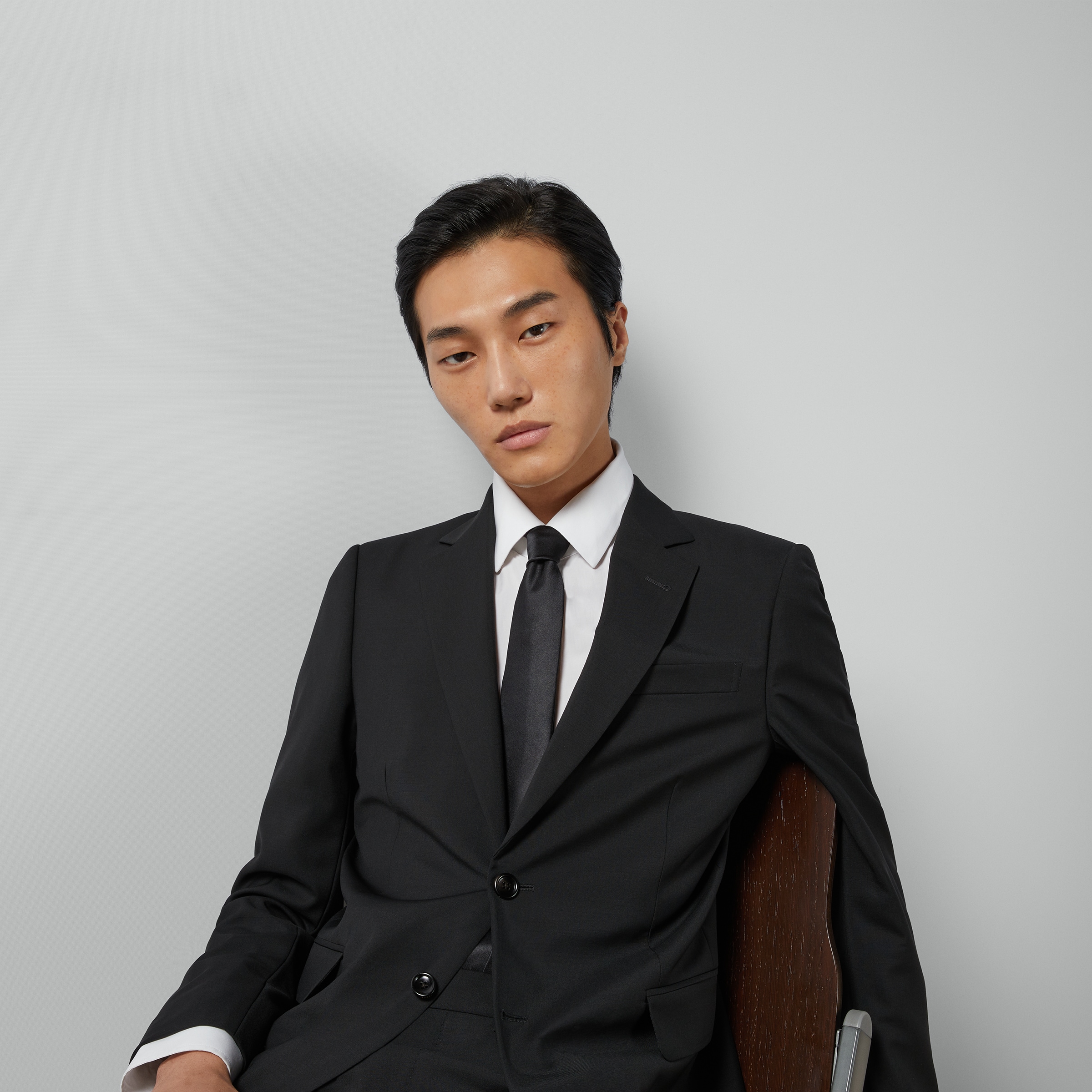 Silk tie with Interlocking G in black | GUCCI® Australia