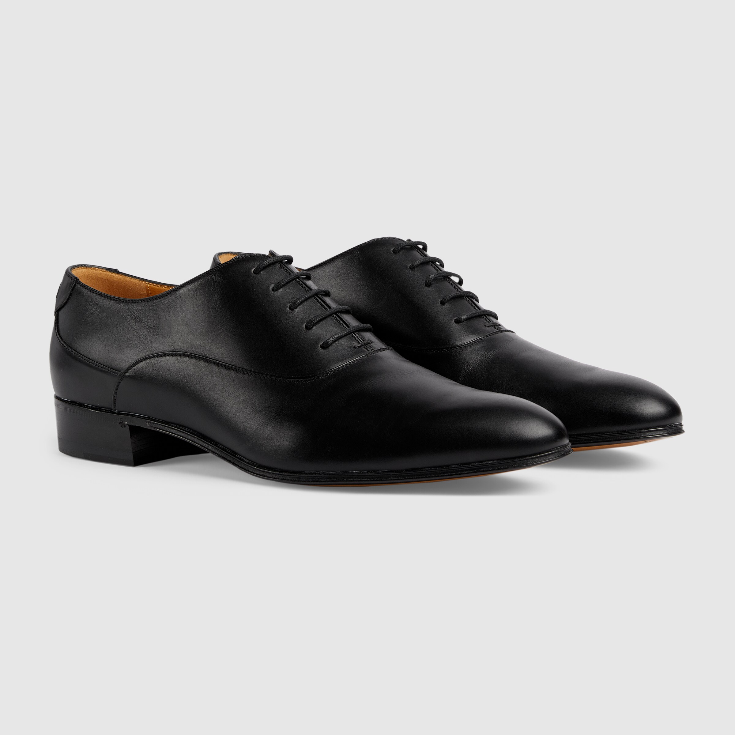 Men's lace-up shoe with Double G in black leather | GUCCI® TR