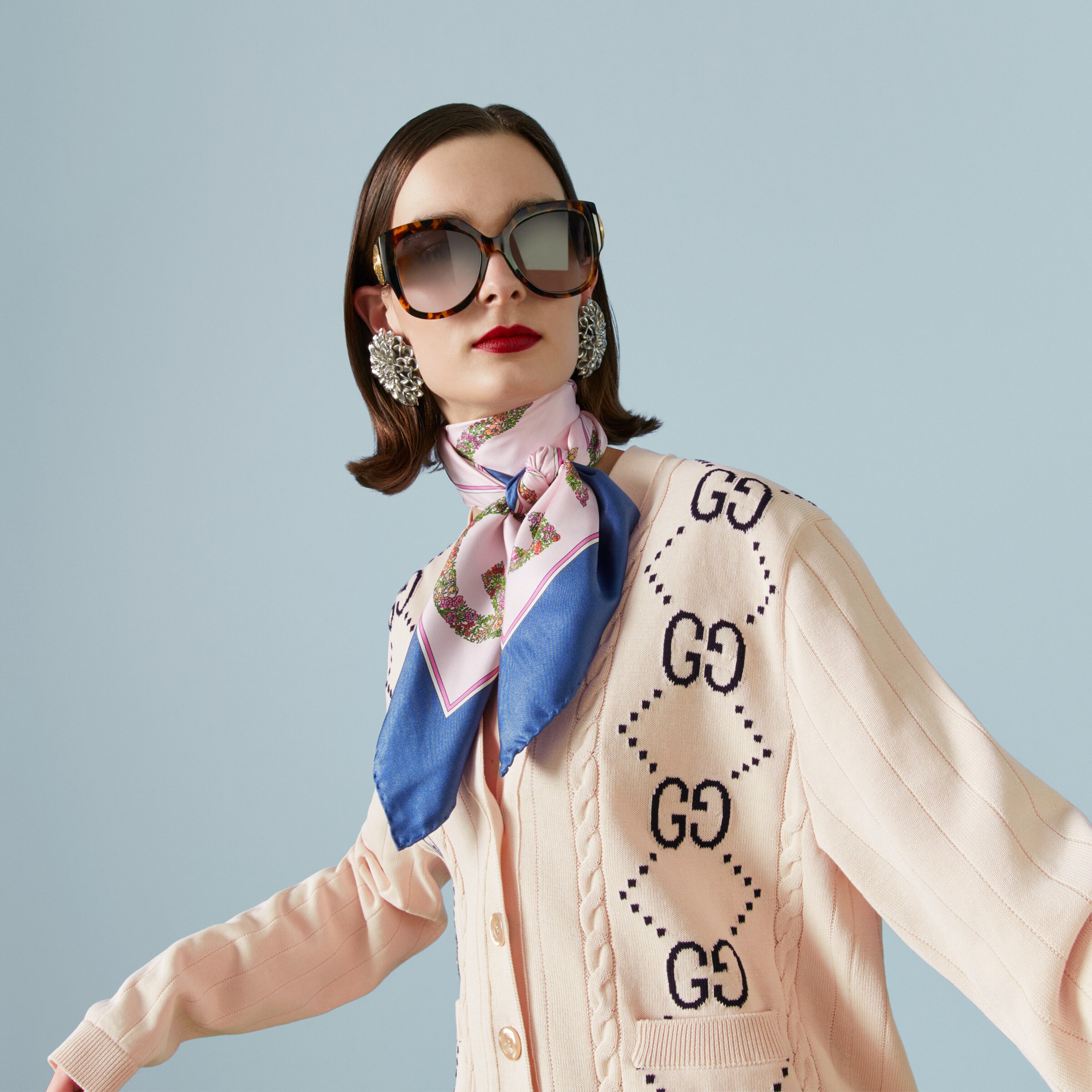 Gucci print silk twill carré in pink and blue | GUCCI® 香港