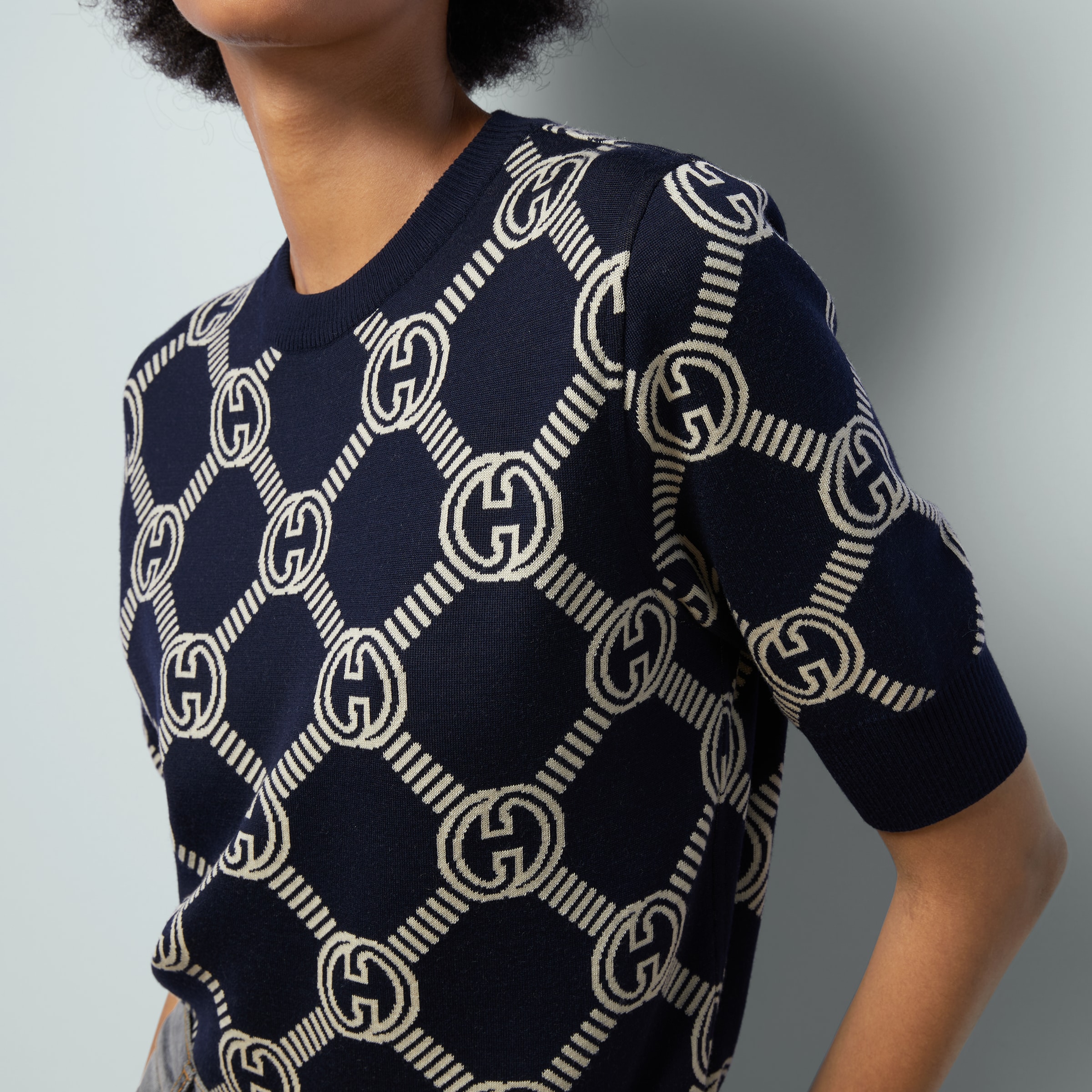 Reversible GG wool jacquard top in blue and ivory | GUCCI® US