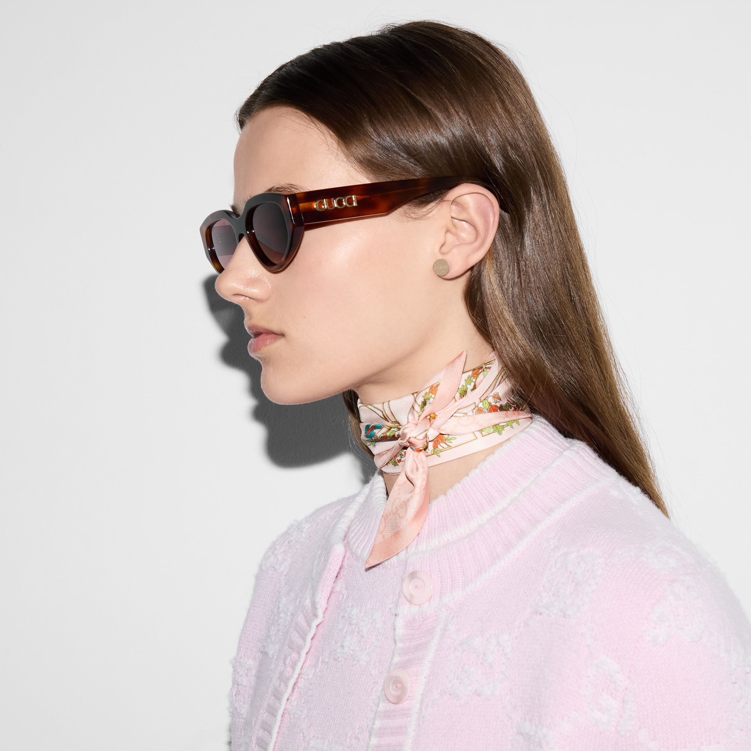 Printed silk neck bow in pink and multicolor | GUCCI® US