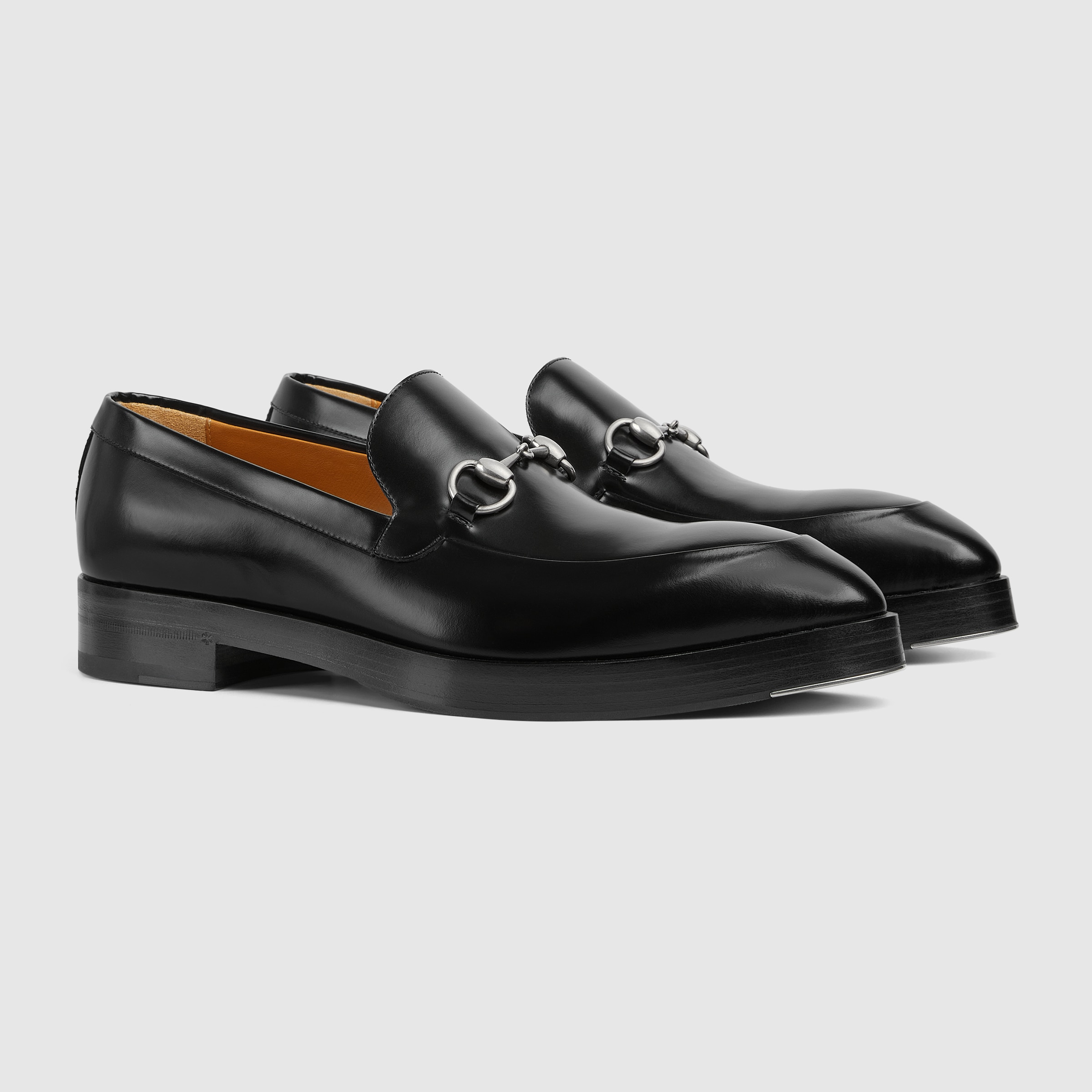 Mocassins avec détail Mors pour homme en cuir noir | GUCCI® BE