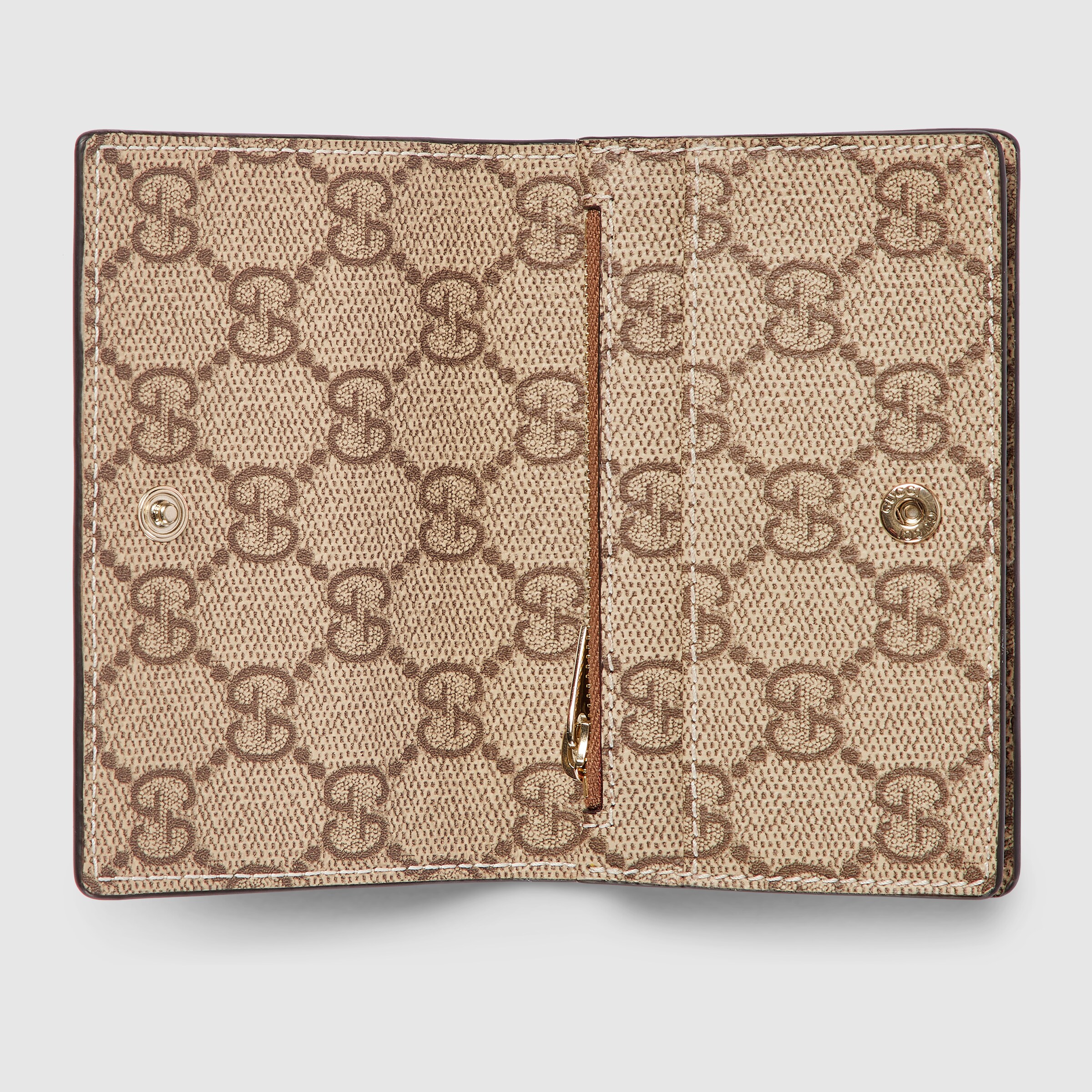 GG Emblem card case in brown leather | GUCCI® NZ